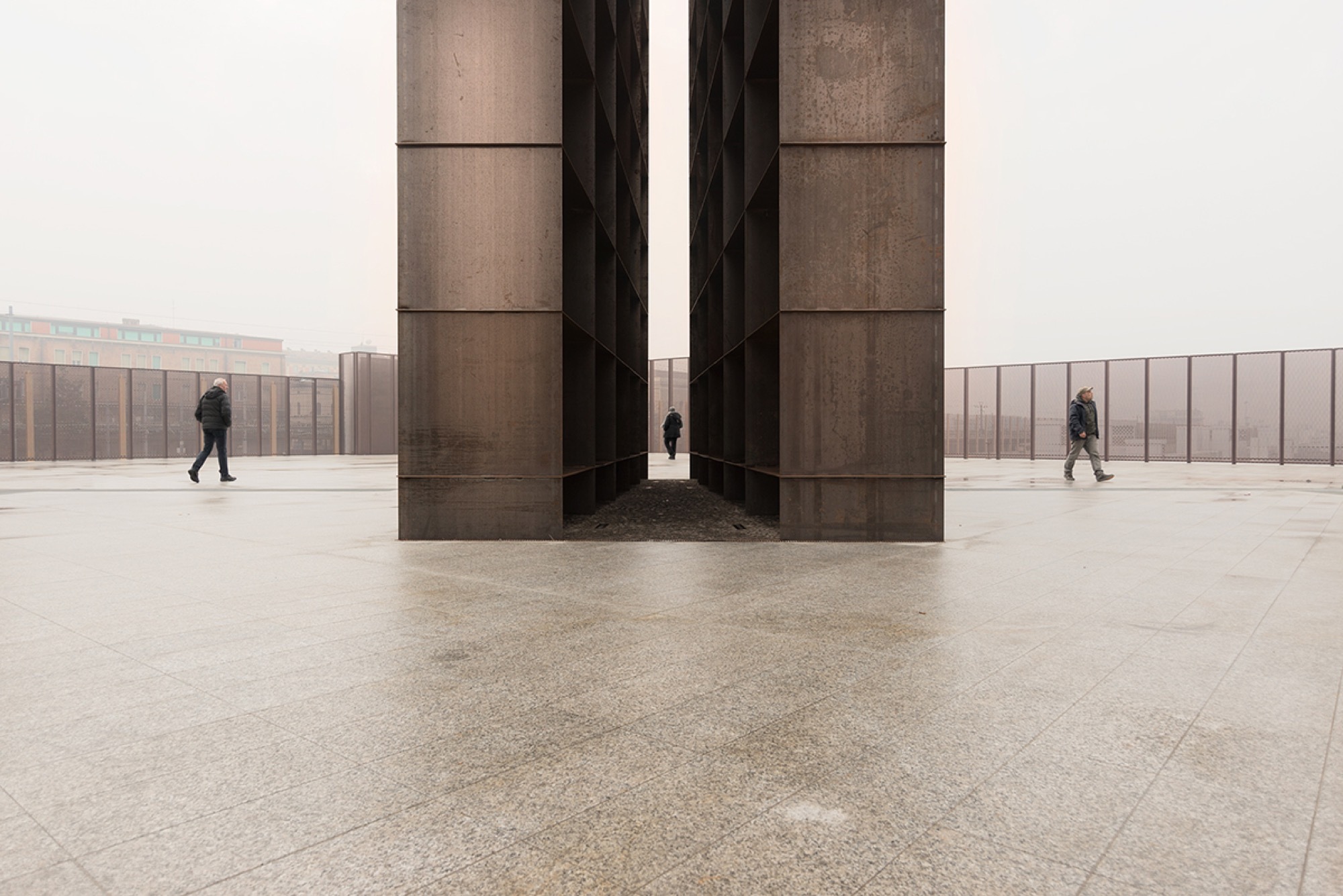Gallery of Bologna Shoah Memorial / SET - 11