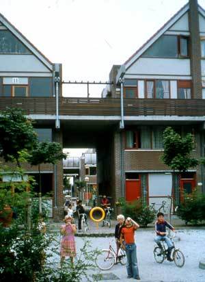 Gallery of Distributing Power: Jeremy Till on the Complex Necessity of ...