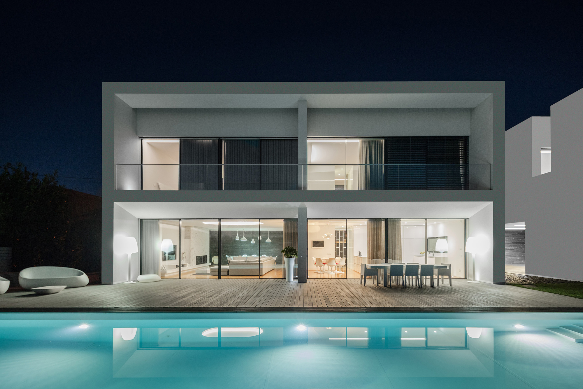 Gallery of Vila do Conde House / Raulino Silva Arquitecto - 13