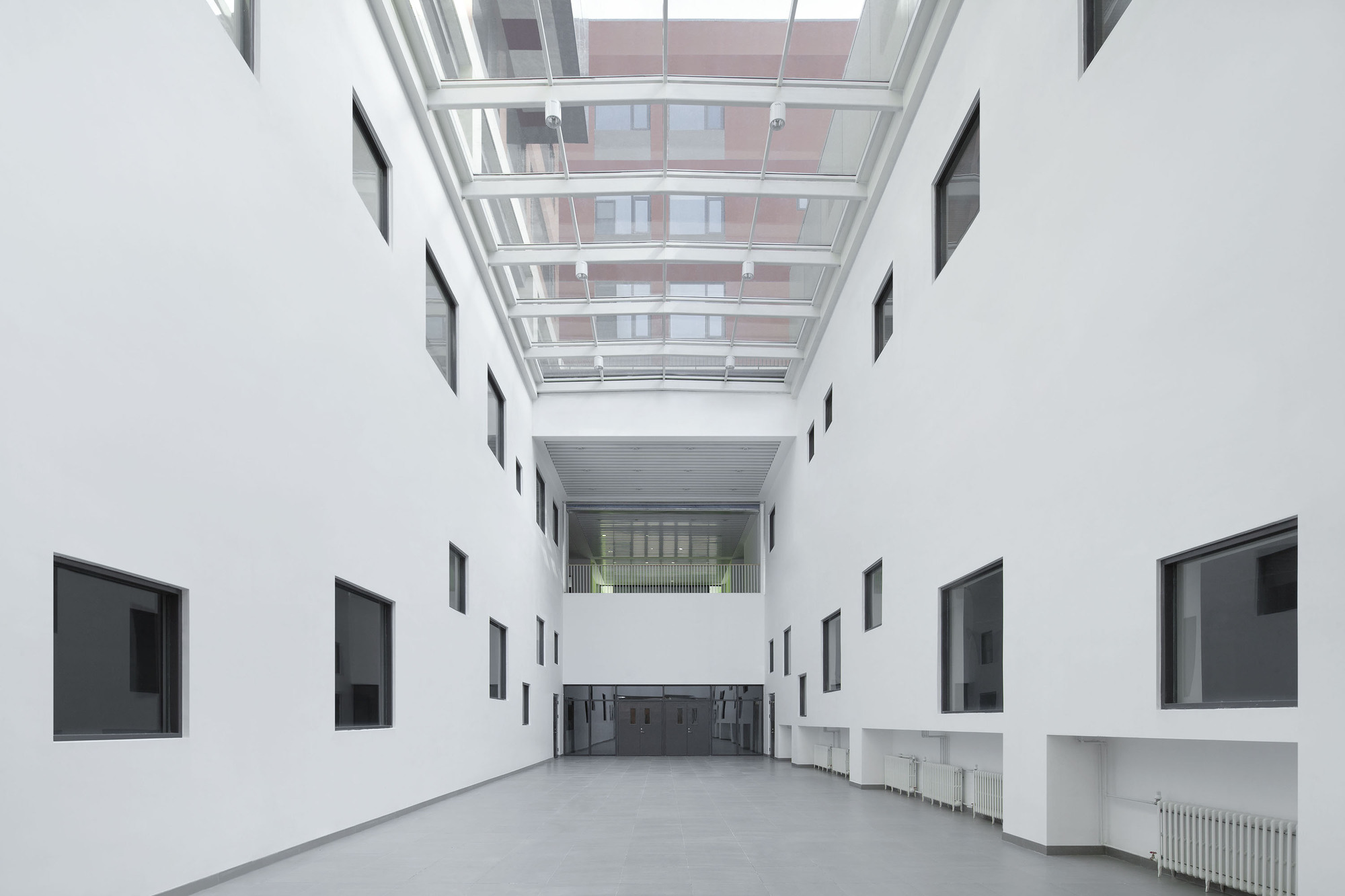 Gallery of School with an Open Space / Beijing Institute of ...