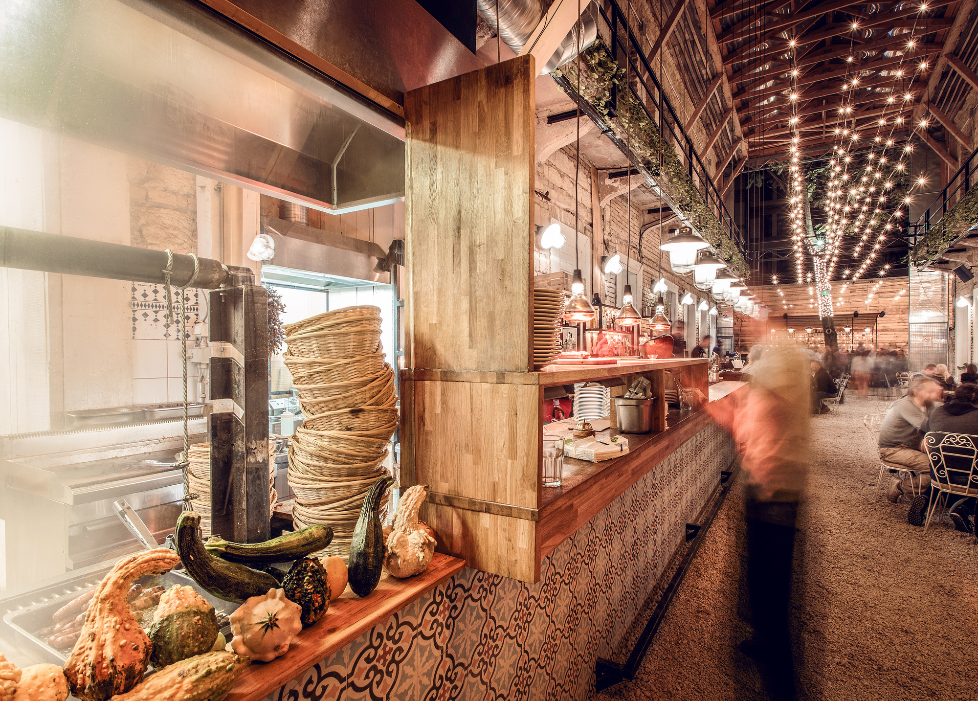 Galeria de MazelTov - 81Font / Studio Arkitekter - 10