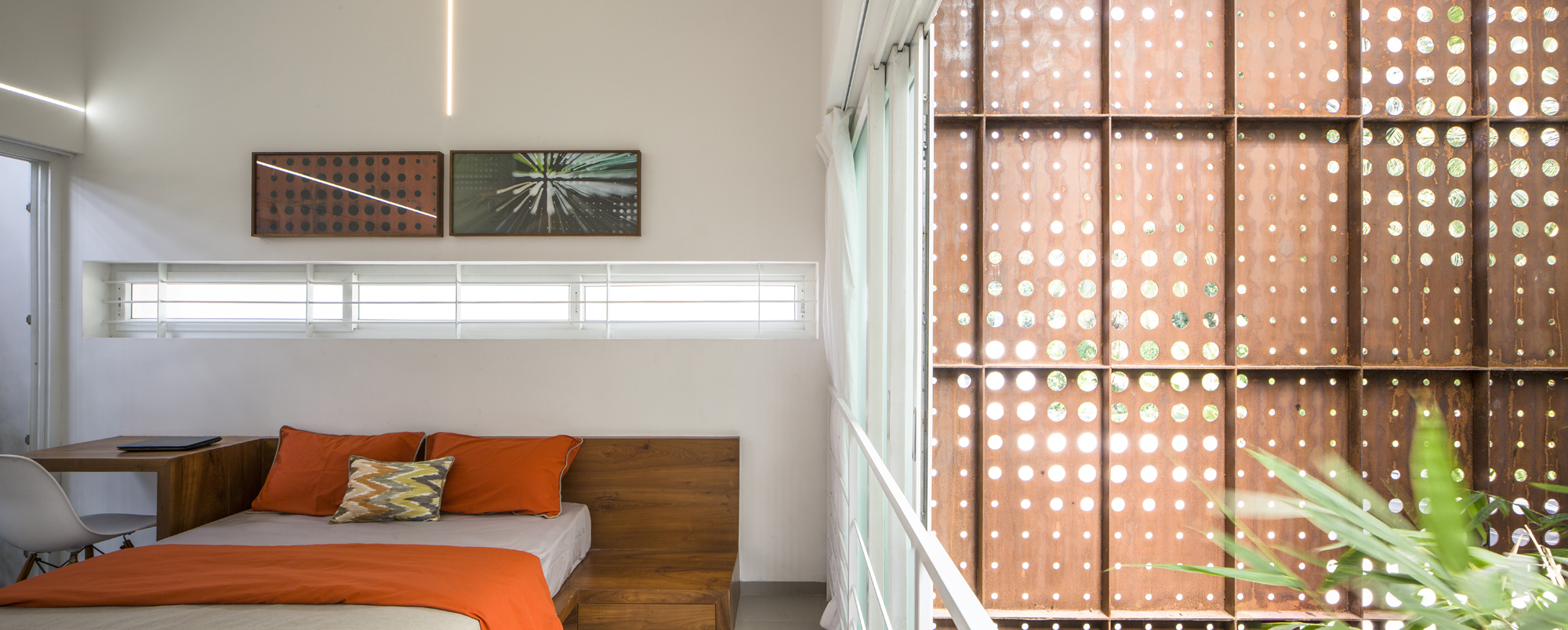 Gallery of The Breathing Wall Residence / LIJO.RENY Architects - 21