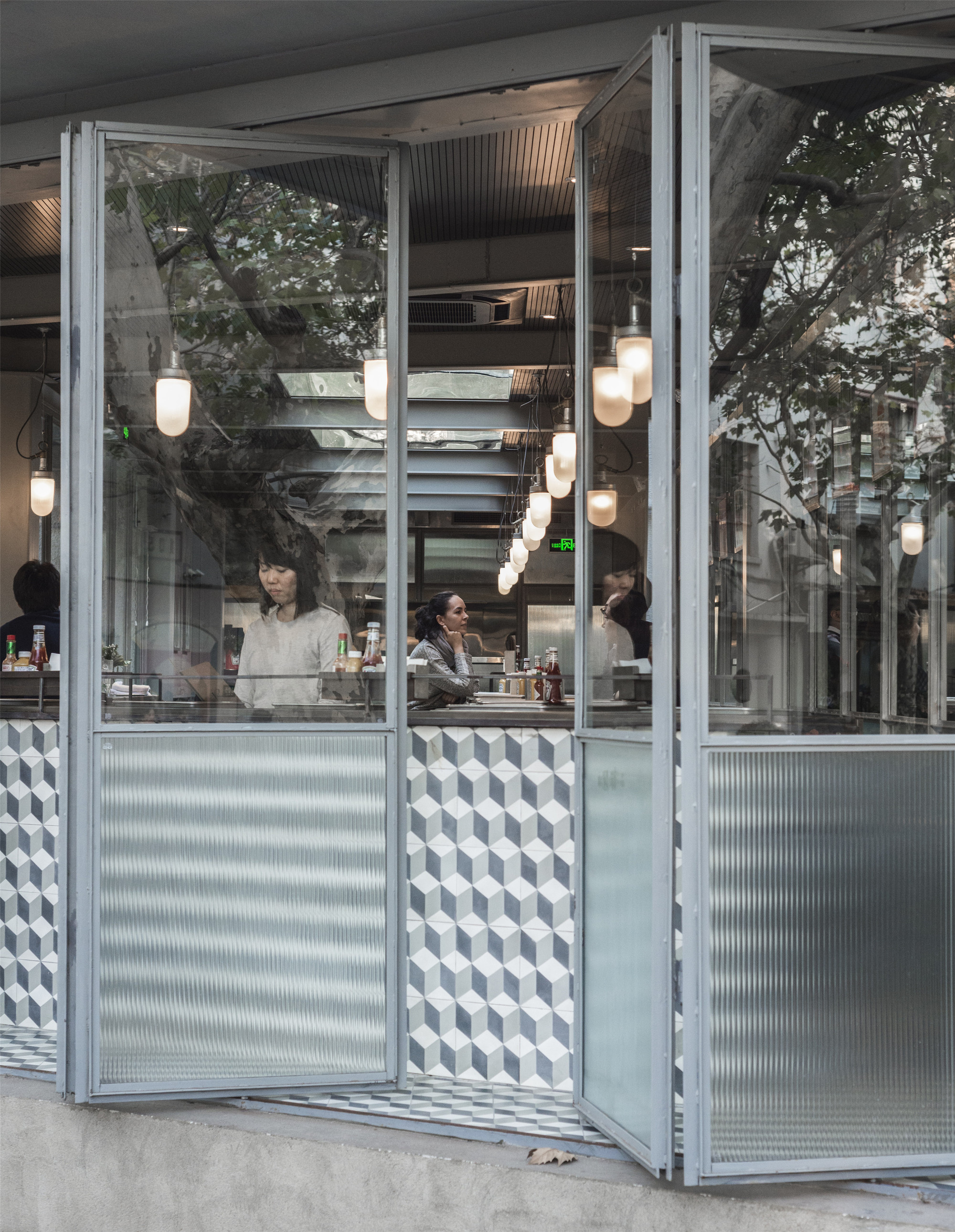 Gallery of Rachel’s Burger / Neri&Hu Design and Research Office - 17