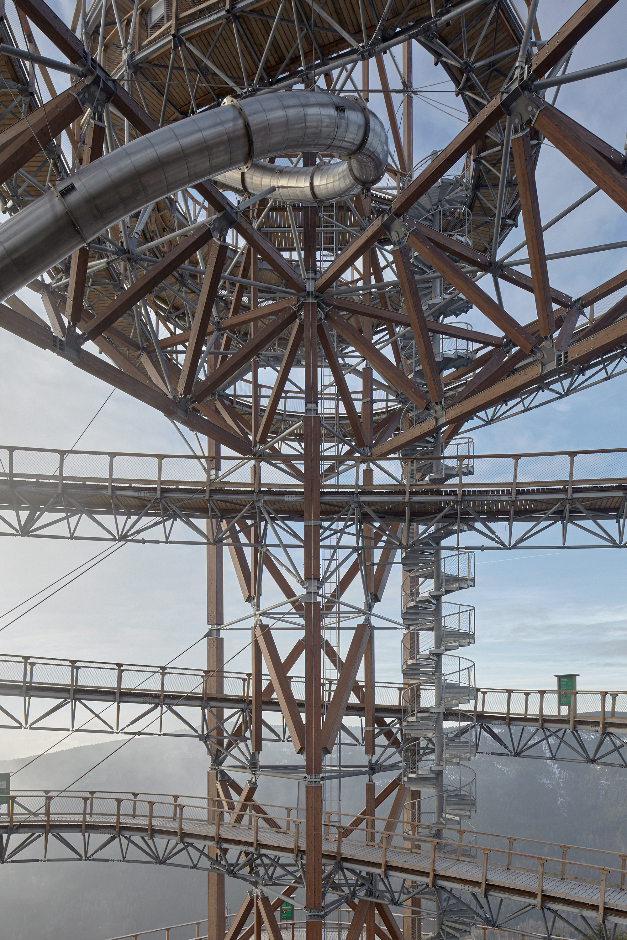 Gallery of Sky Walk / Franek Architects - 26