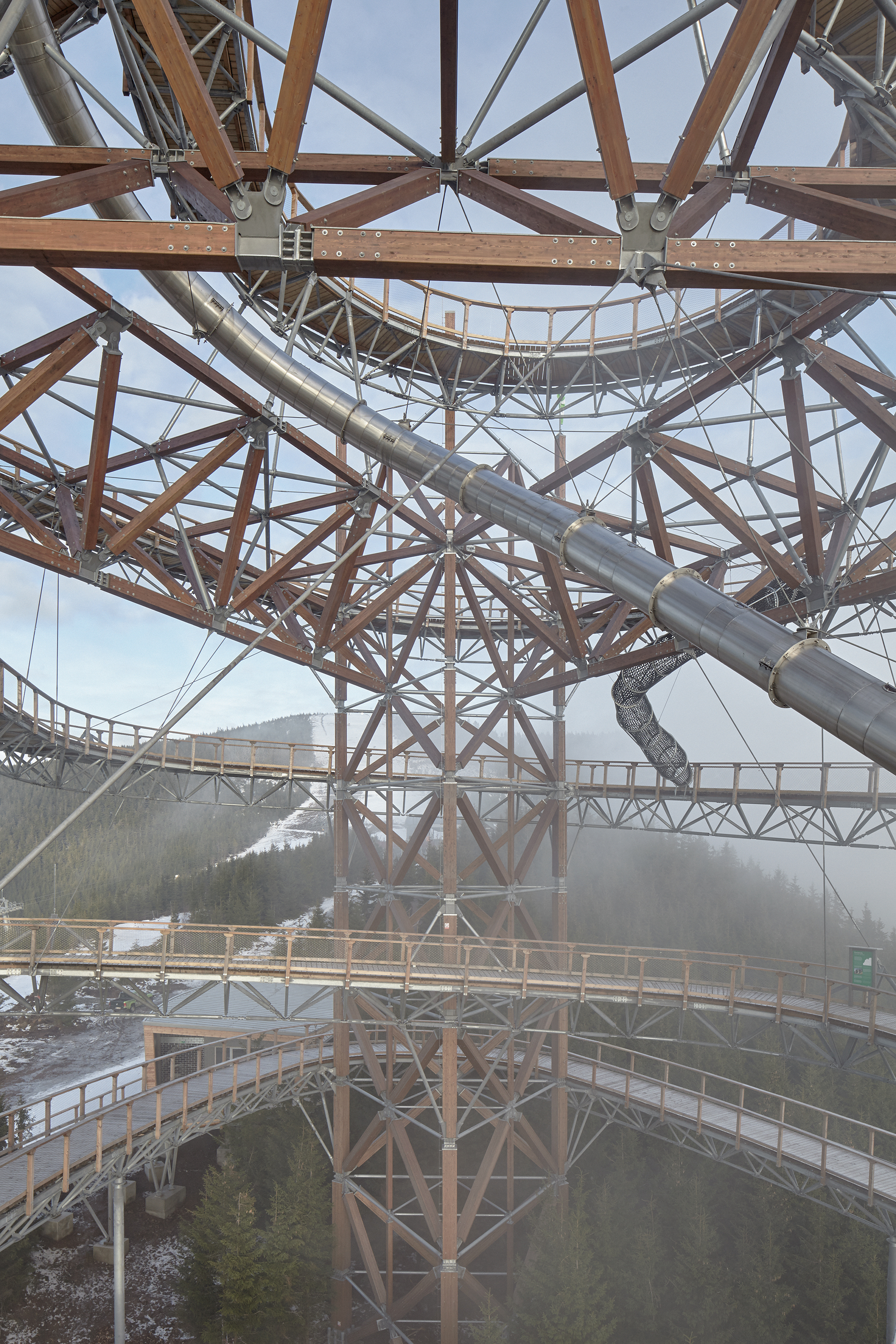 Galería de Sky Walk / Franek Architects - 31