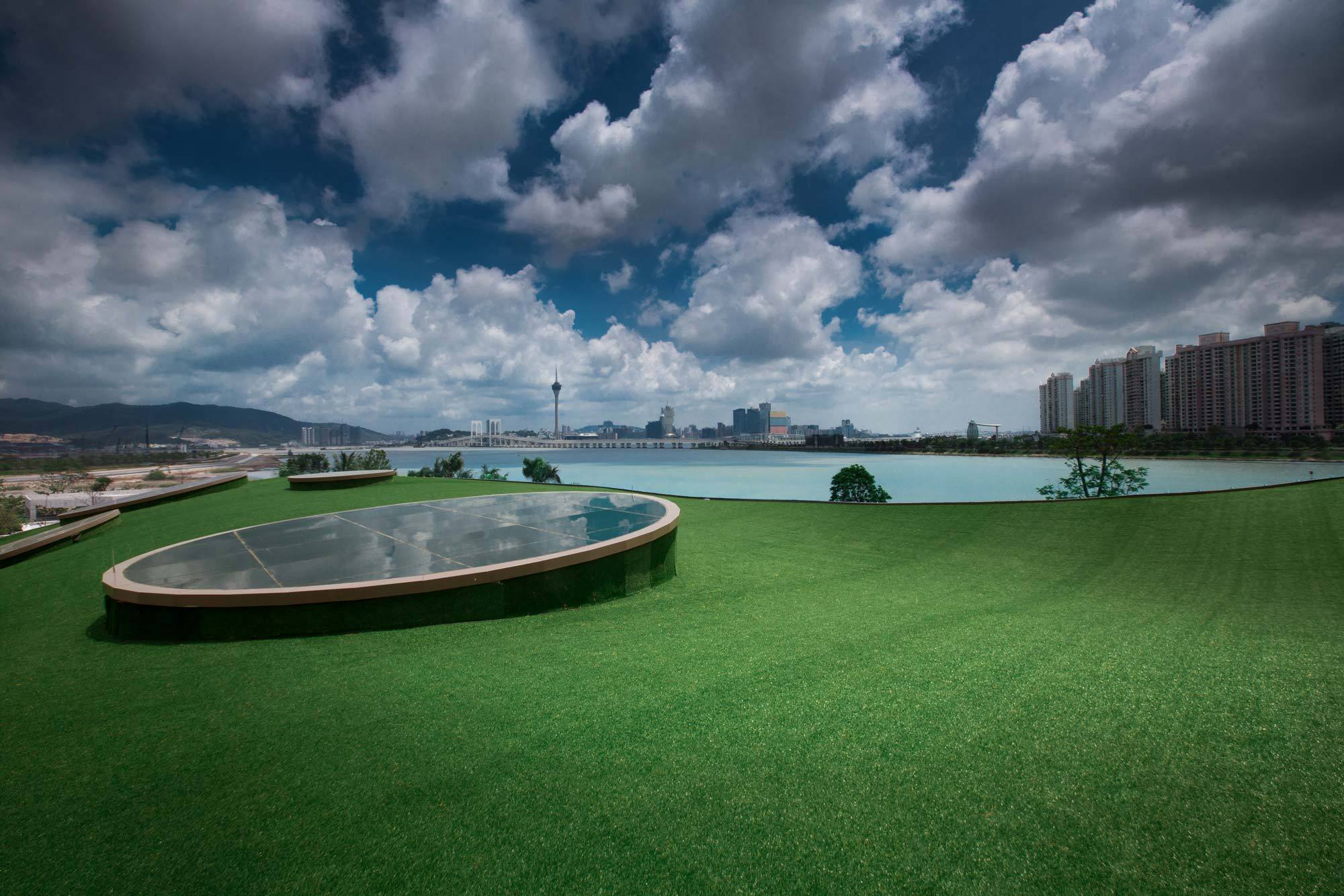 Gallery of Lotus Square Art Center / Raynon Chui Design - 8