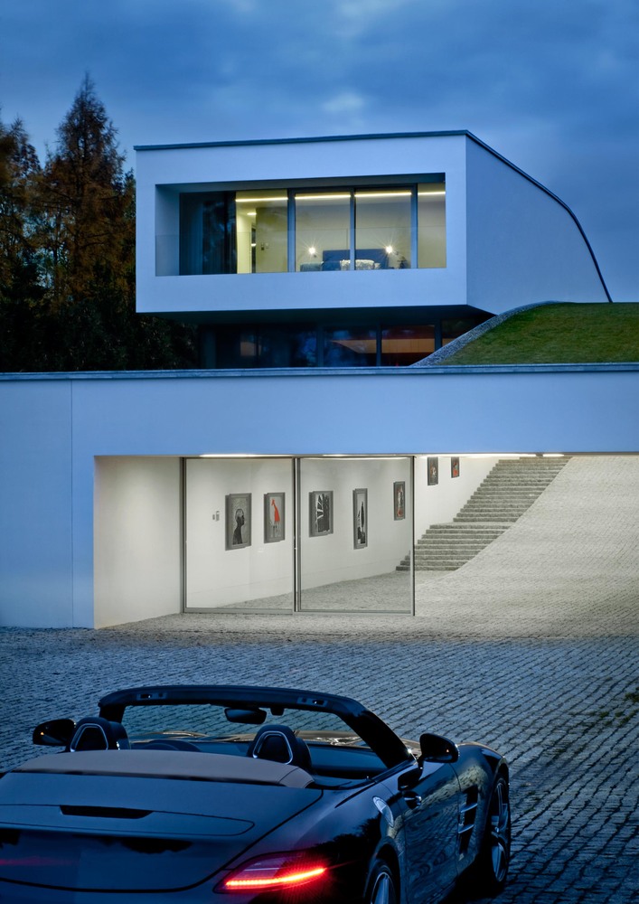 Gallery of Autofamily House / KWK PROMES - 19