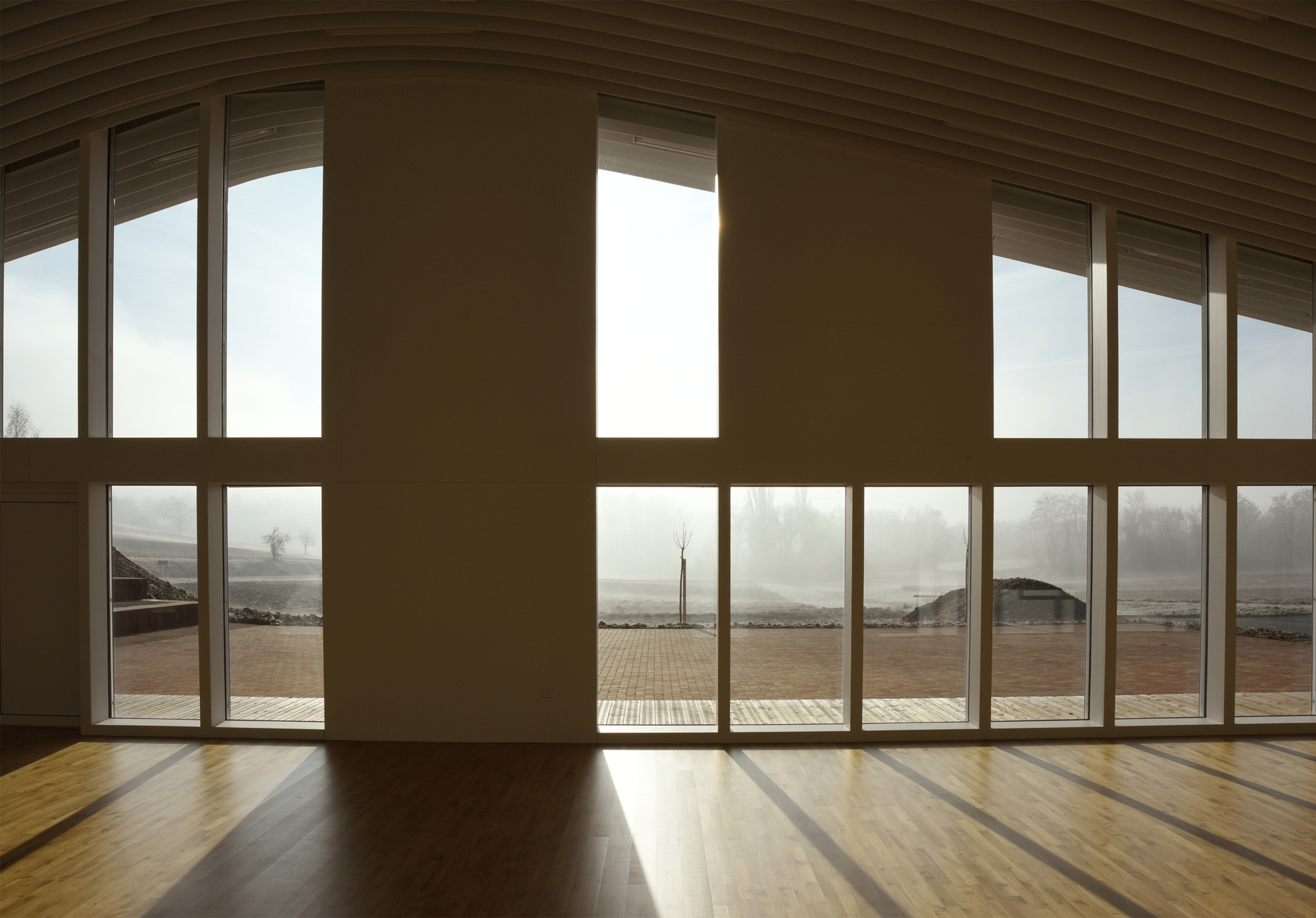 Gallery of Multifunctional Hall in France / rhb architectes - 3