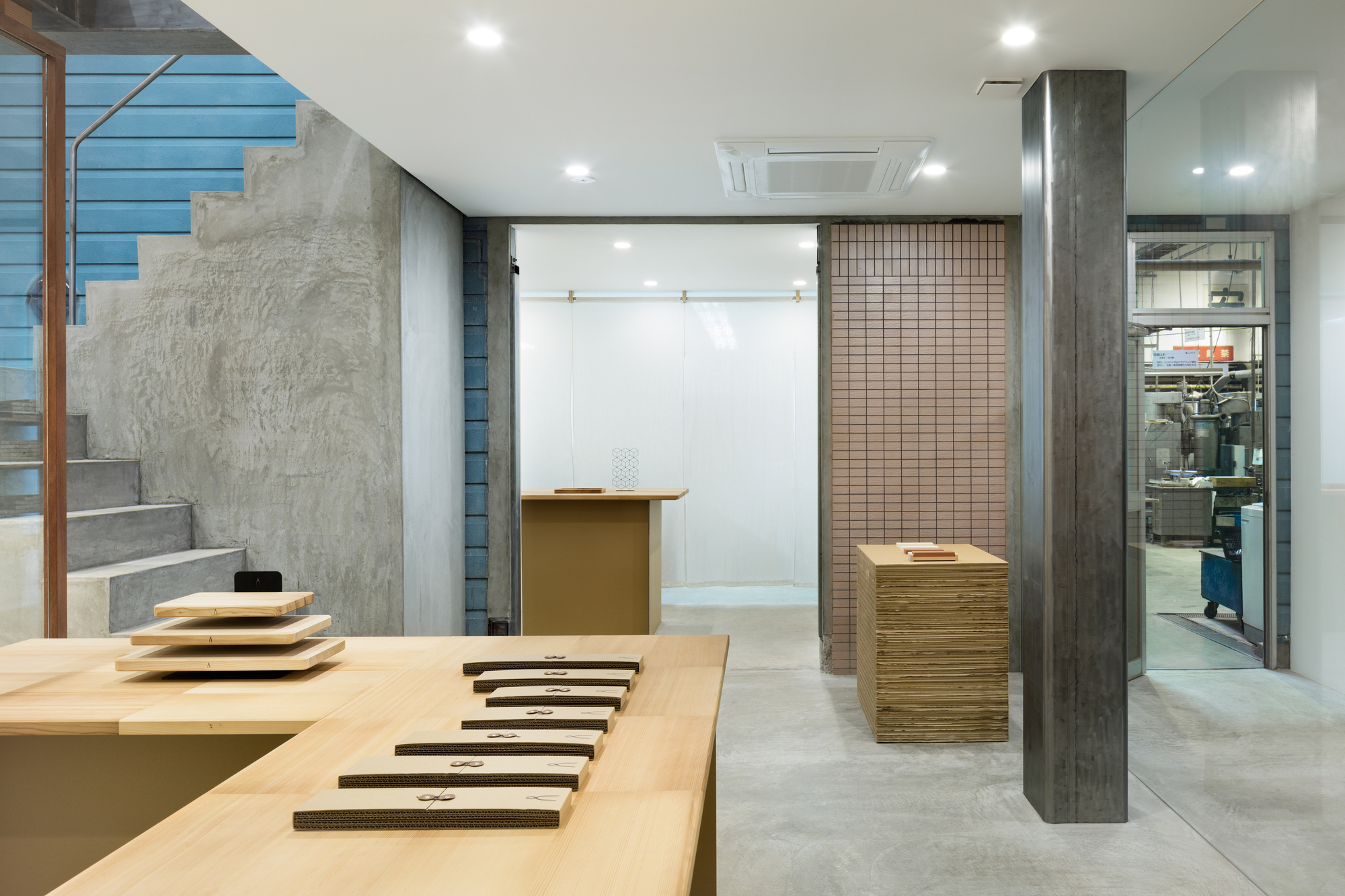 Gallery of Tadafusa Factory Showroom / Yusuke Seki - 11