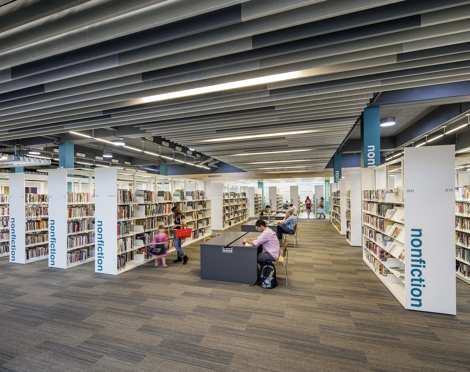 Gallery of Lawrence Public Library / Multistudio - 6