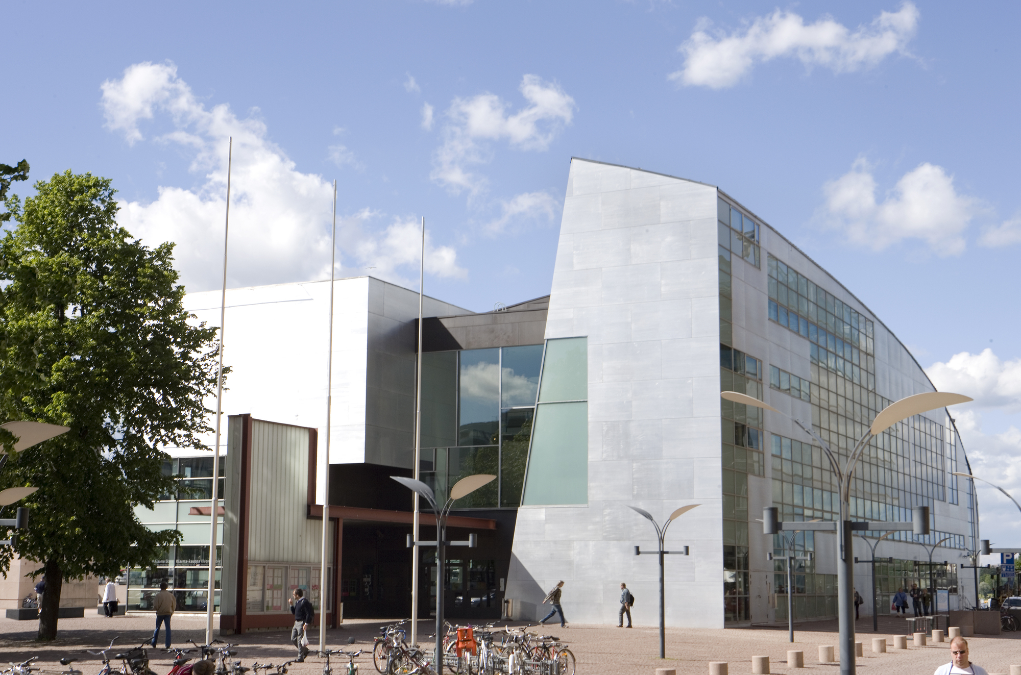 Gallery of AD Classics: Kiasma Museum of Contemporary Art / Steven Holl ...