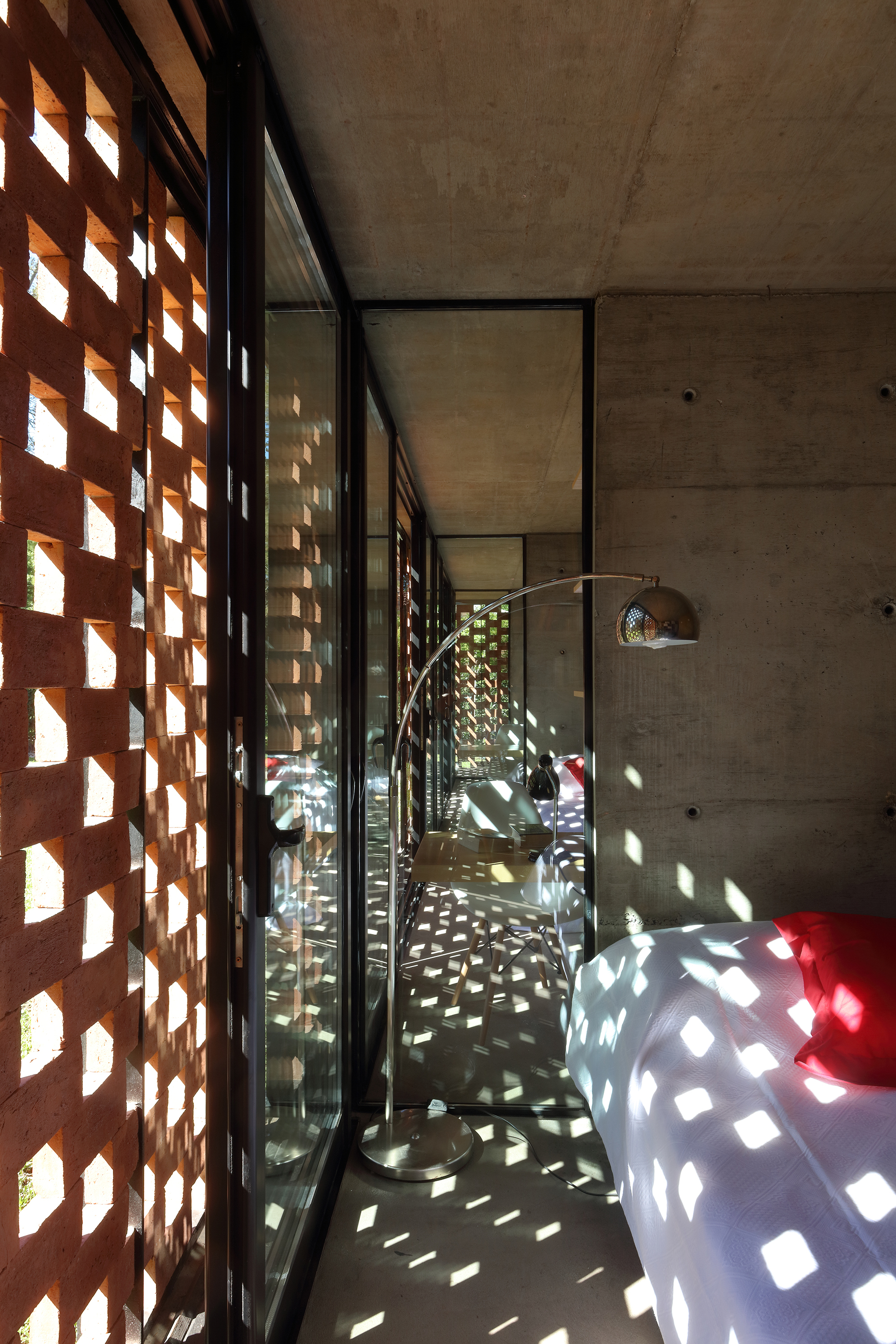 Gallery of Experimental Brick Pavilion / Estudio Botteri-Connell - 21