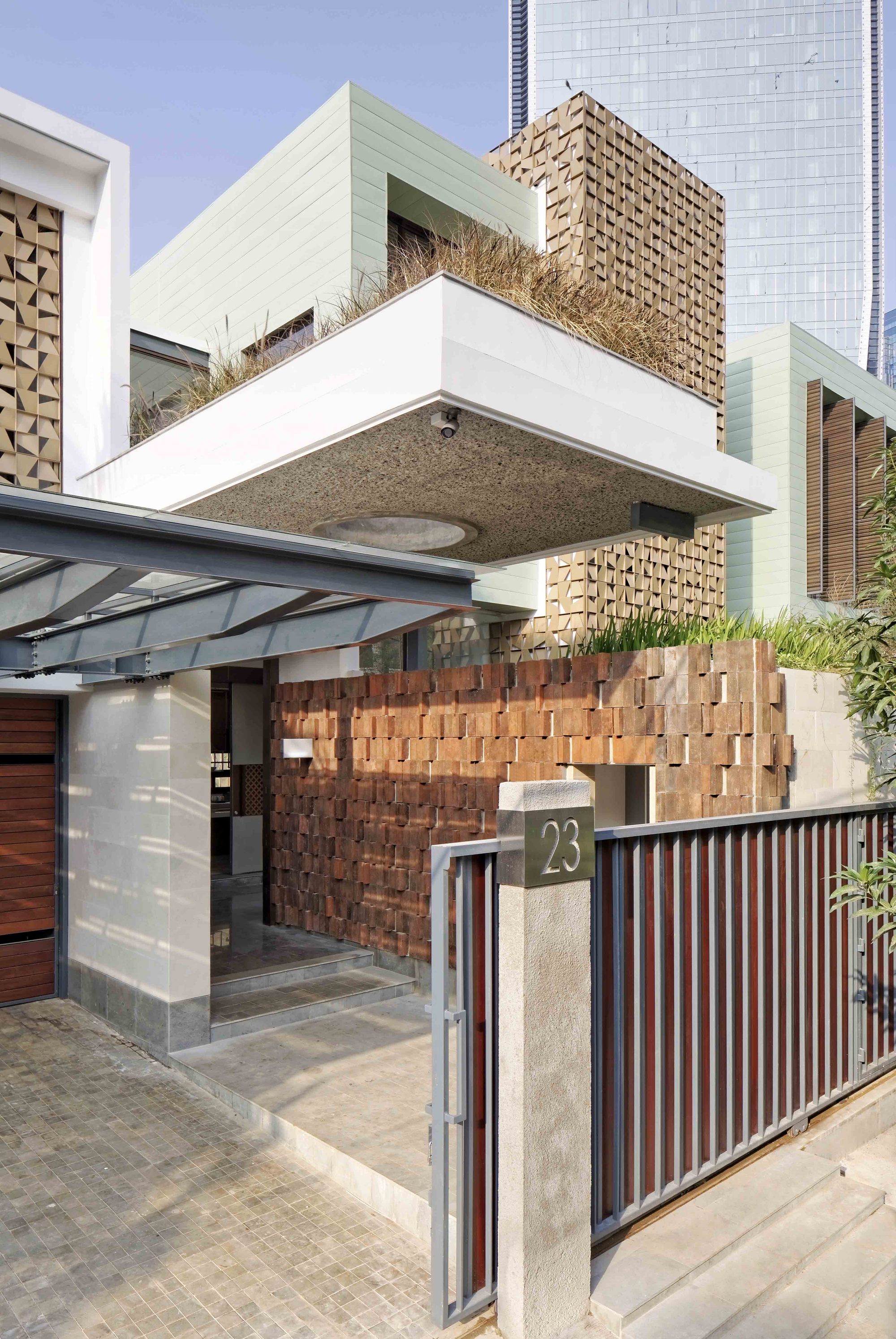 Gallery of Denpassar Residence / Atelier Cosmas Gozali - 15