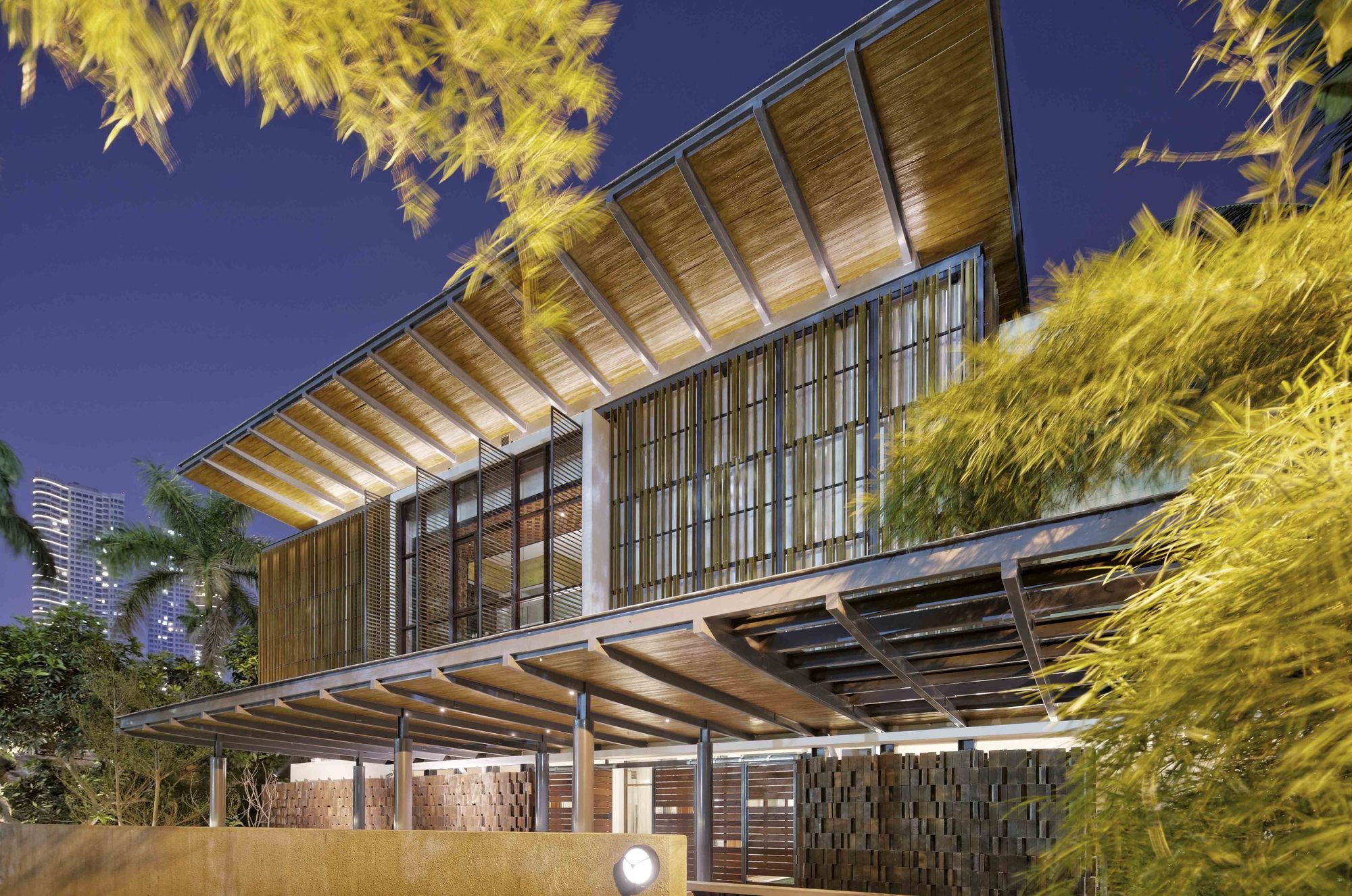 Gallery of Denpassar Residence / Atelier Cosmas Gozali - 3