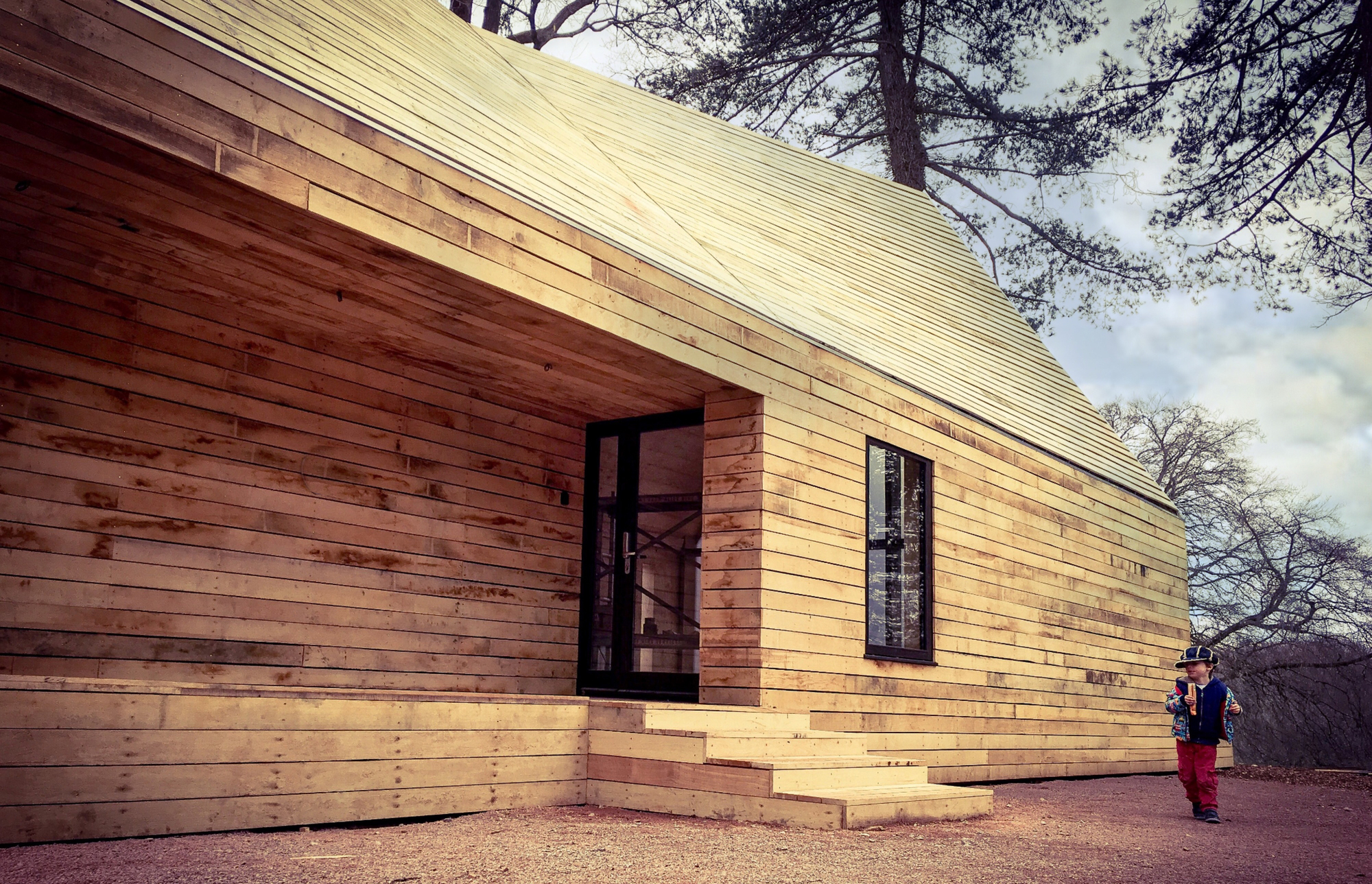 Gallery of Wolfson Tree Management Centre Mess Building / Invisible ...