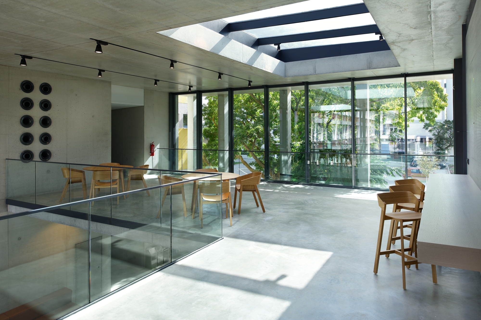 Gallery of Business School Atrium Extension / IO Studio - 3