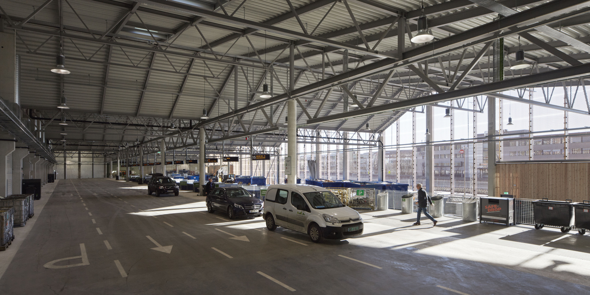 Gallery of Smestad Recycling Centre / Longva arkitekter - 7