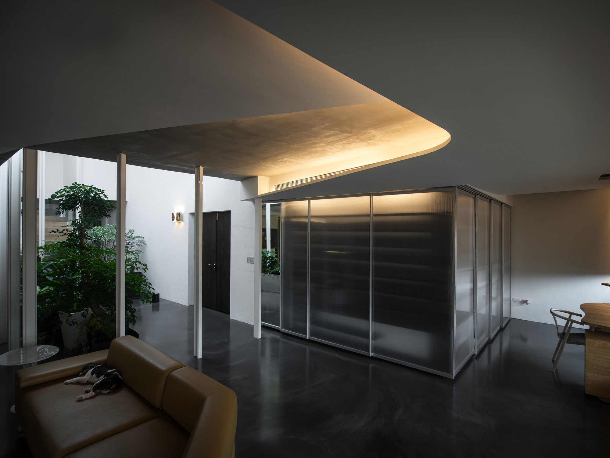 Gallery of Sky Villa / CJ Studio - 12