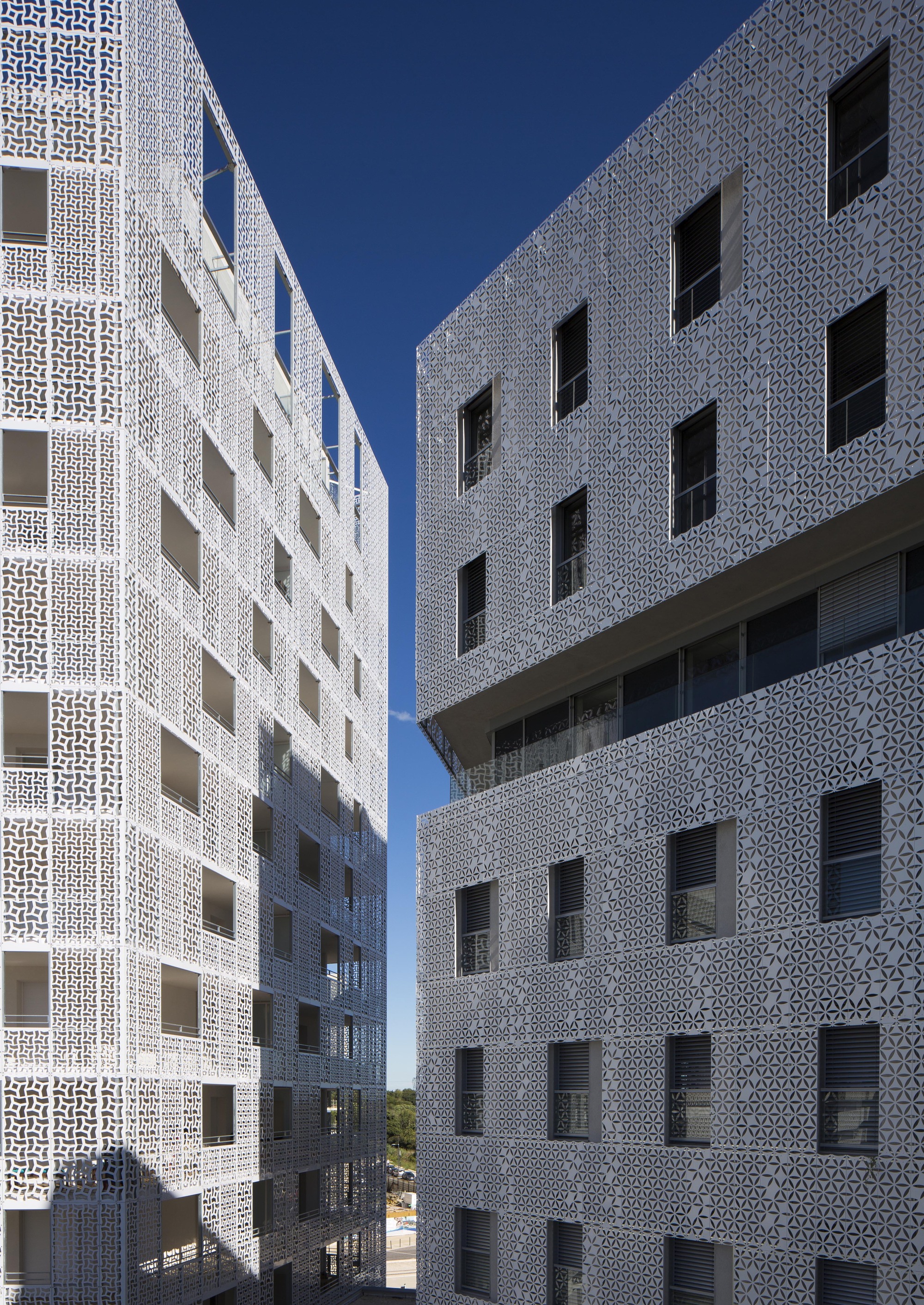 Gallery of La Mantilla / Jacques Ferrier architecture - 20