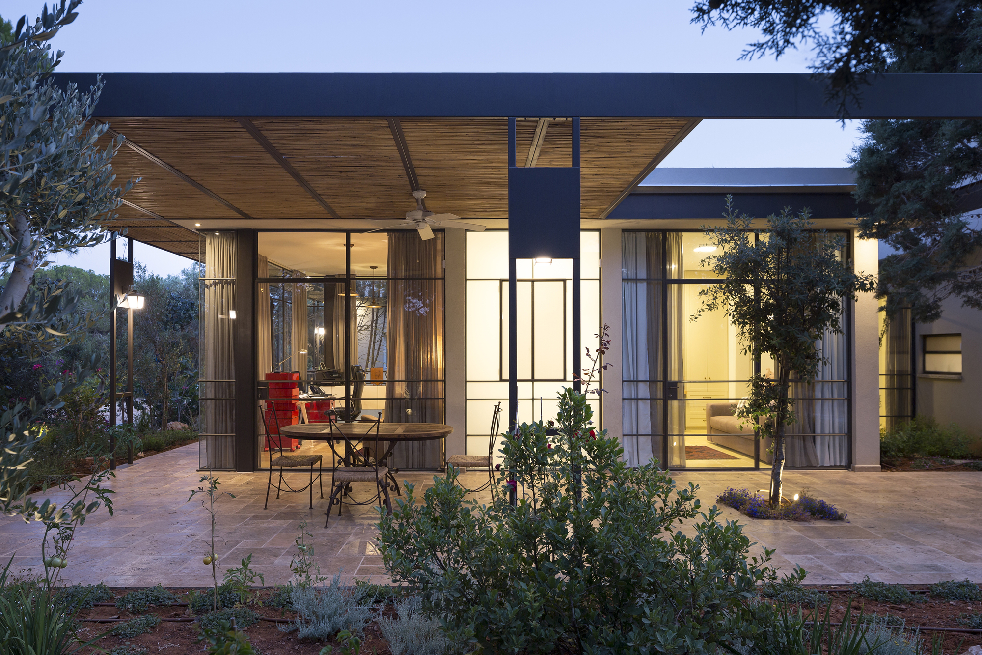 Gallery of Sharon 1 / BE architects - 12