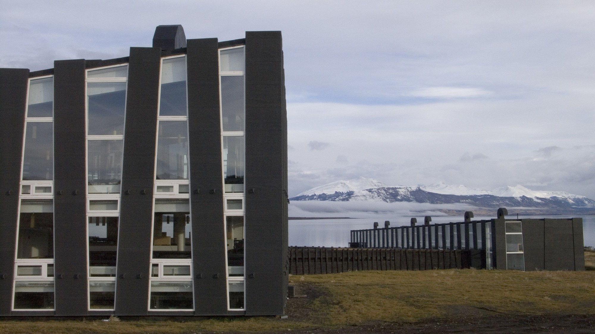 Gallery of Remota Hotel in Patagonia / Germán del Sol - 5