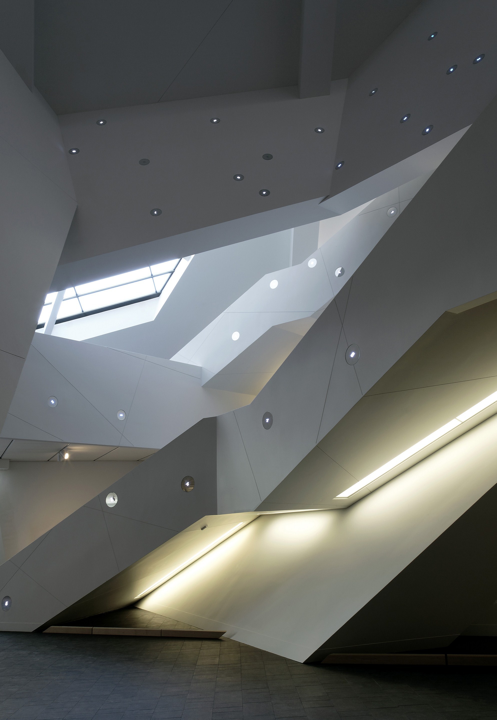 Gallery of Denver Art Museum / Studio Libeskind - 19