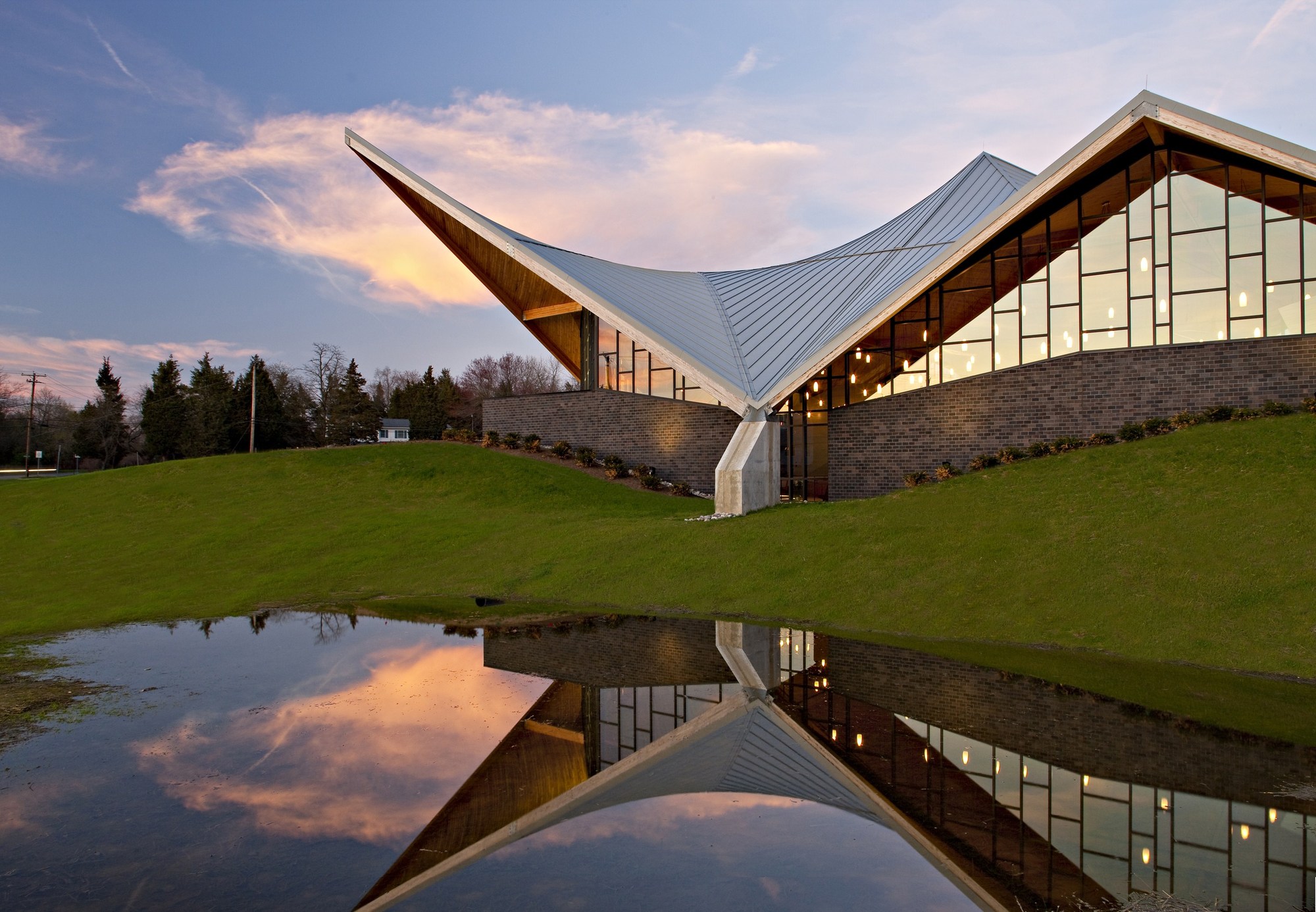 Gallery of The Church of St. Aloysius / Erdy McHenry Architecture - 20