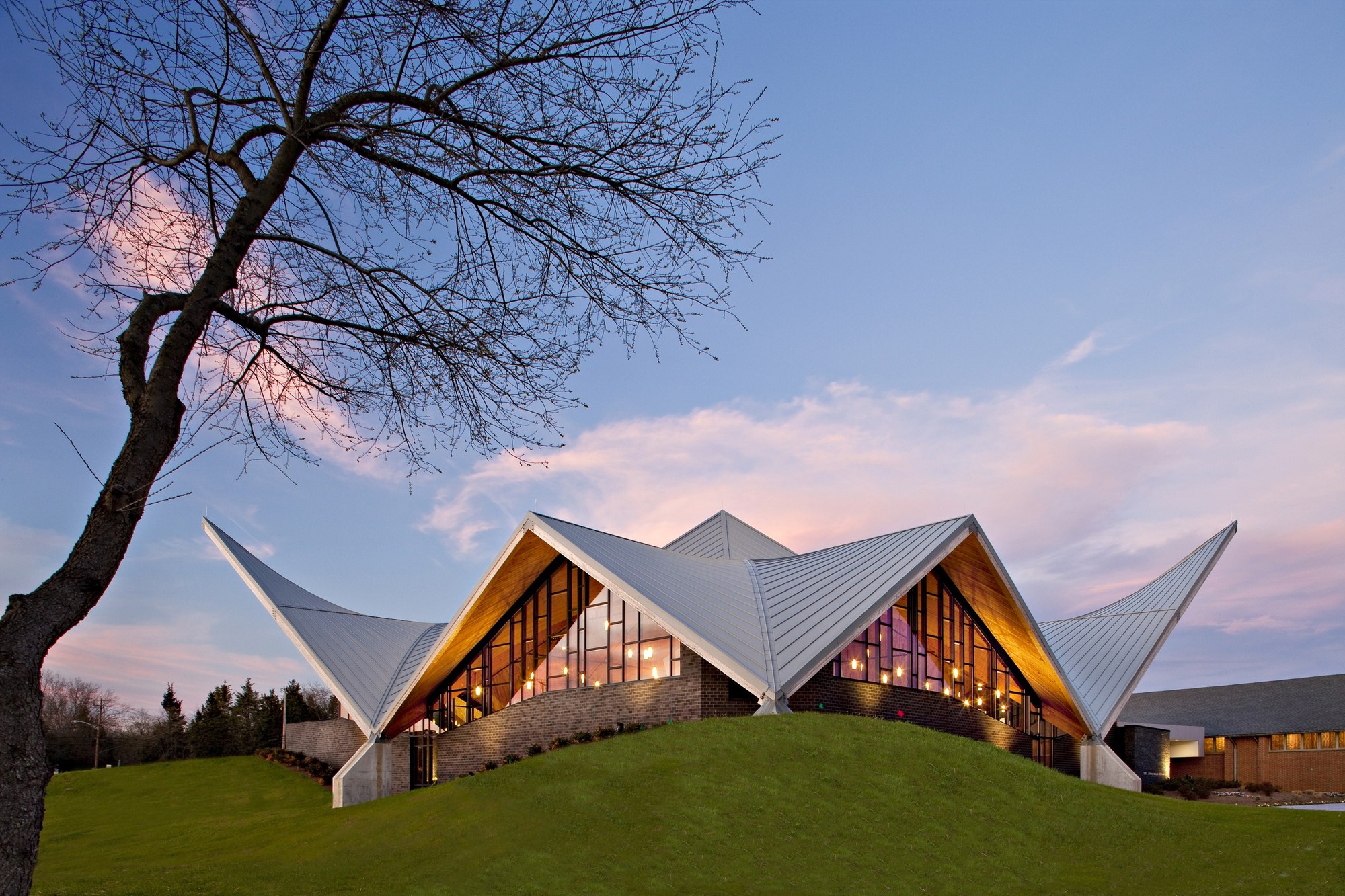 Gallery of The Church of St. Aloysius / Erdy McHenry Architecture - 18