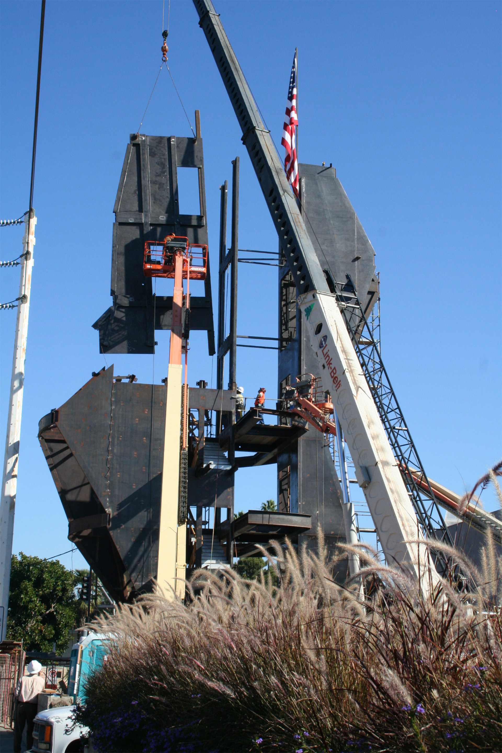 Gallery of Samitaur Tower / Eric Owen Moss Architects - 19