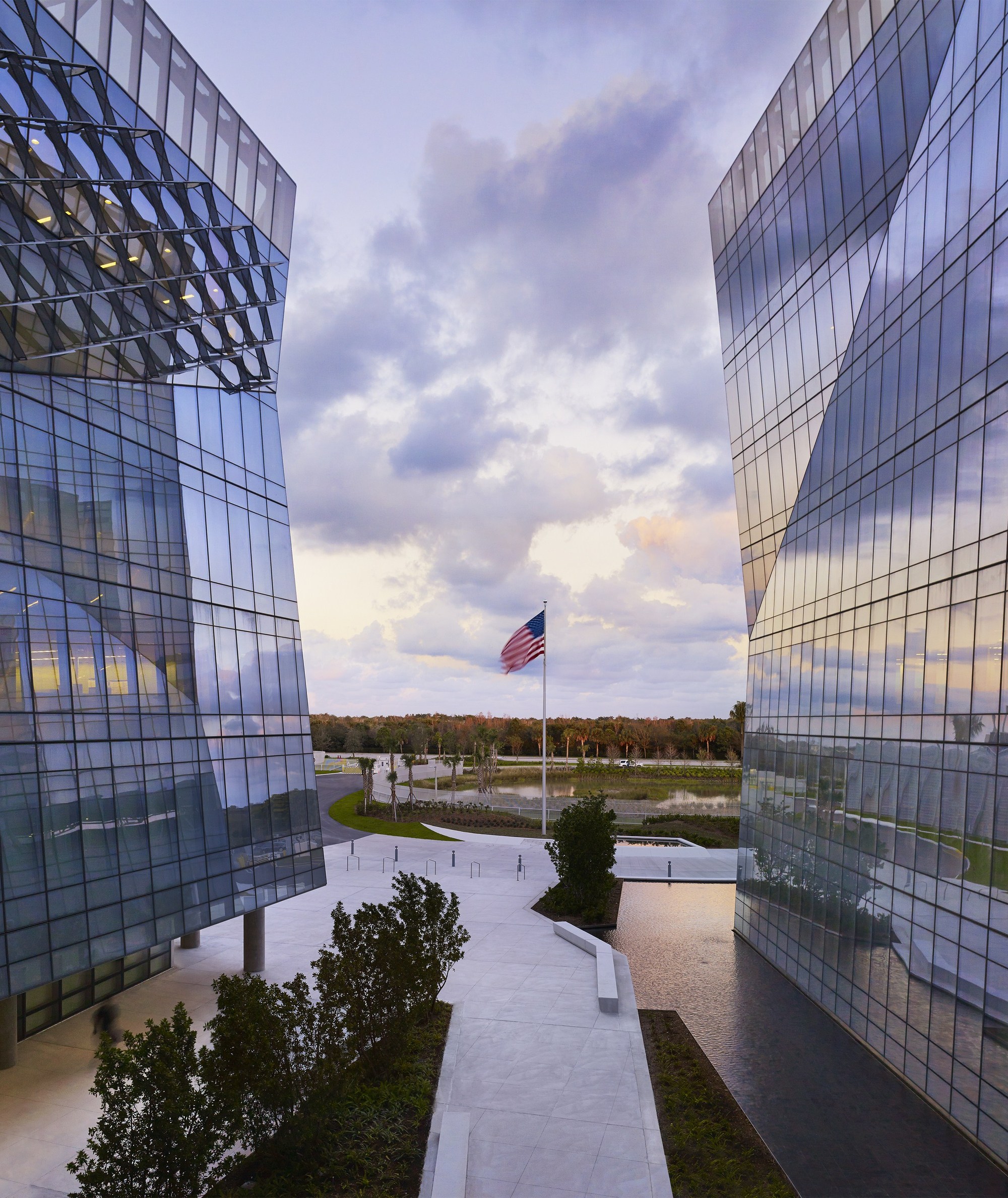 Gallery of FBI South Florida Headquarters / Krueck + Sexton Architects - 14