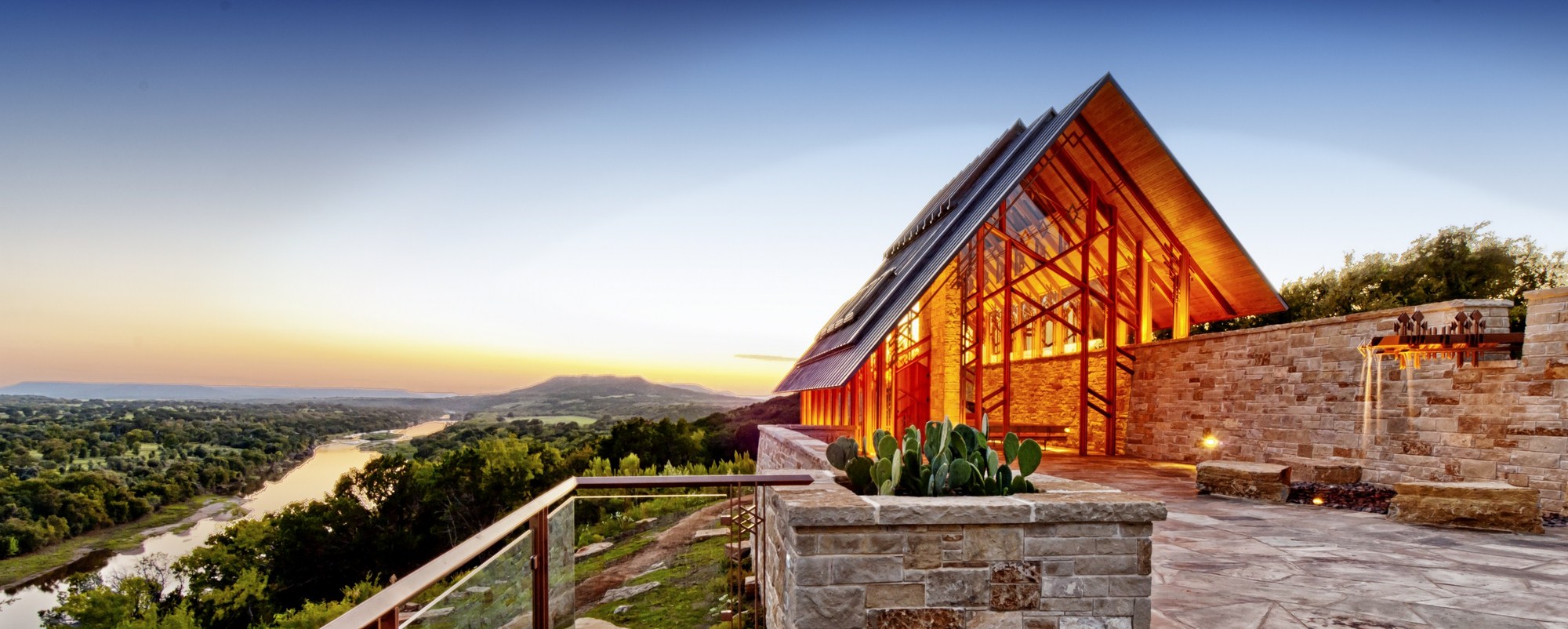 Gallery of Chapel at Rio Roca Ranch / Maurice Jennings + Walter ...