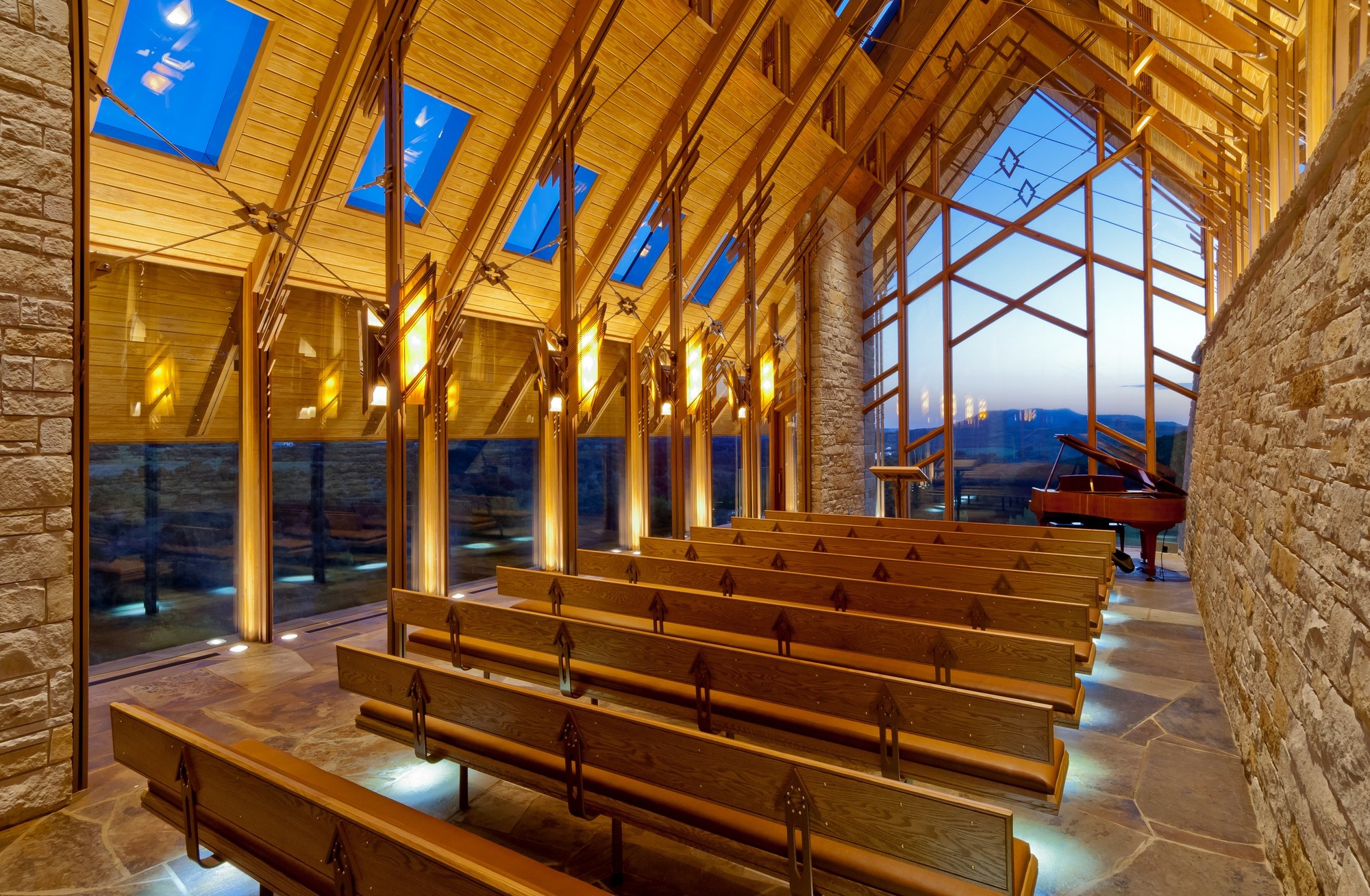 Gallery of Chapel at Rio Roca Ranch / Maurice Jennings + Walter ...