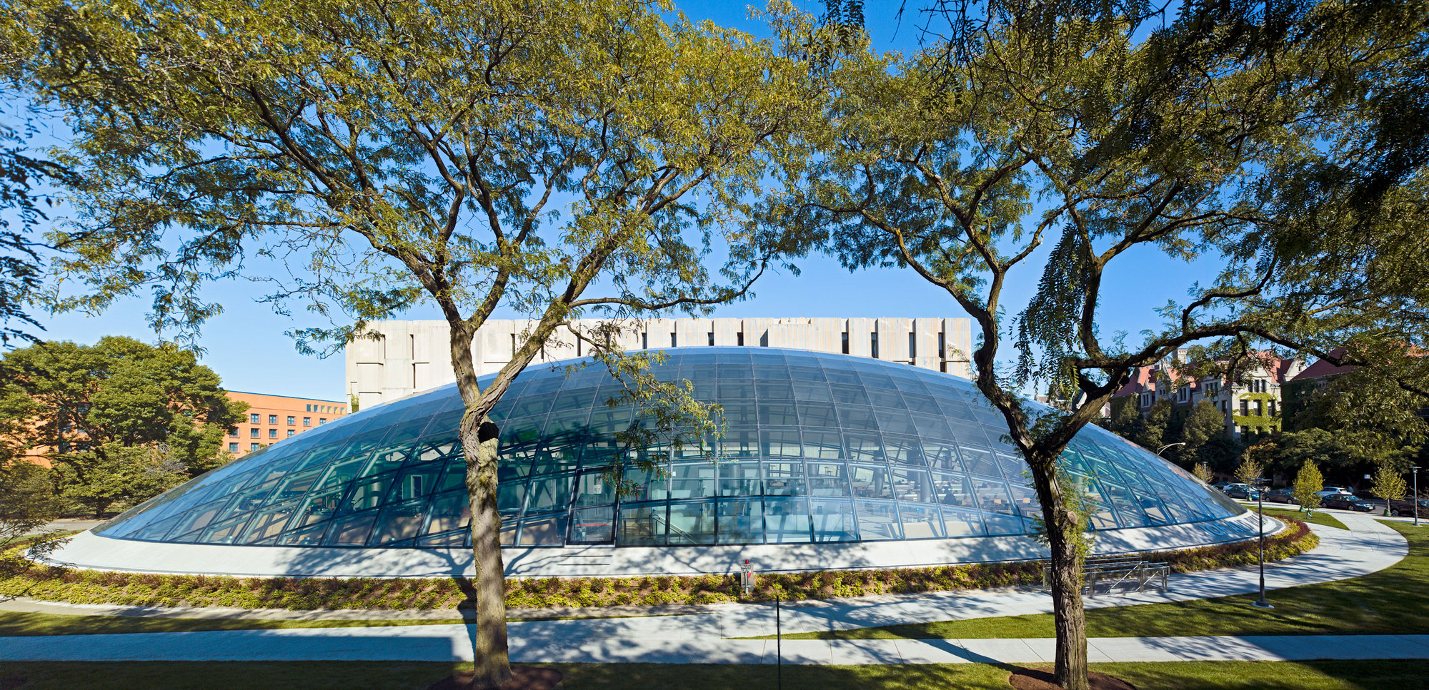 Gallery of Joe & Rika Mansueto Library / Murphy Jahn - 14