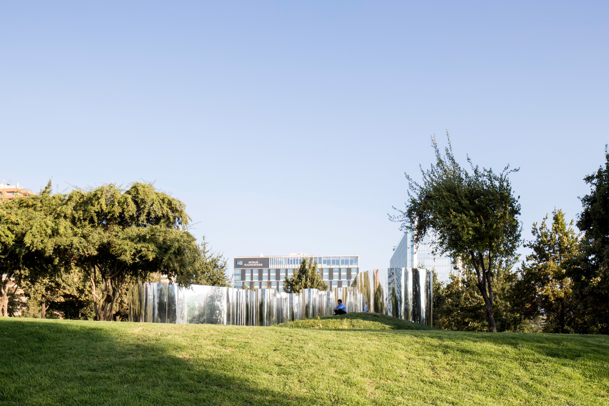 Gallery of YAP_Constructo 6 “Your Reflection” / Guillermo Hevia García ...