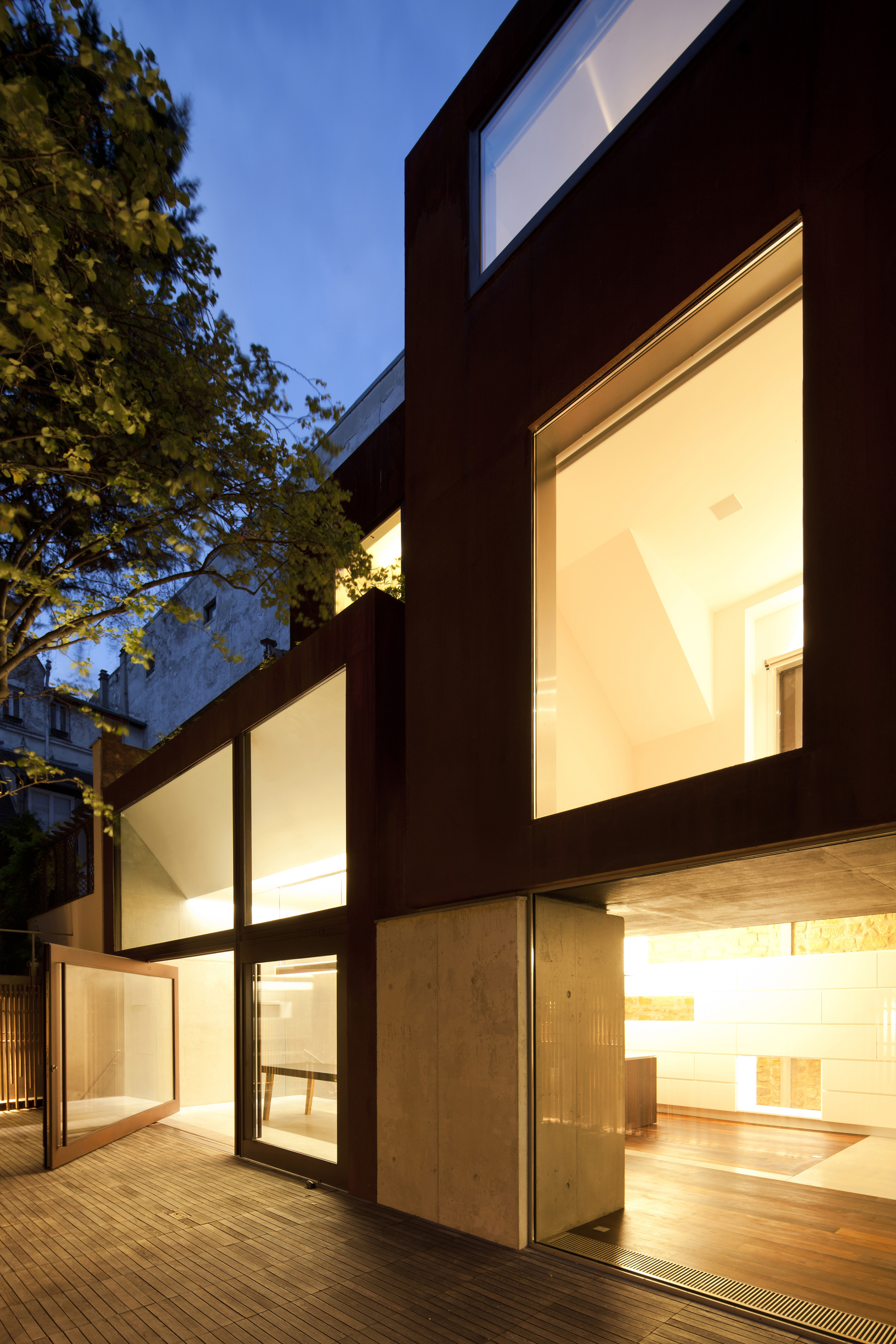 Gallery of The Cubist House / Moussafir Architectes - 13