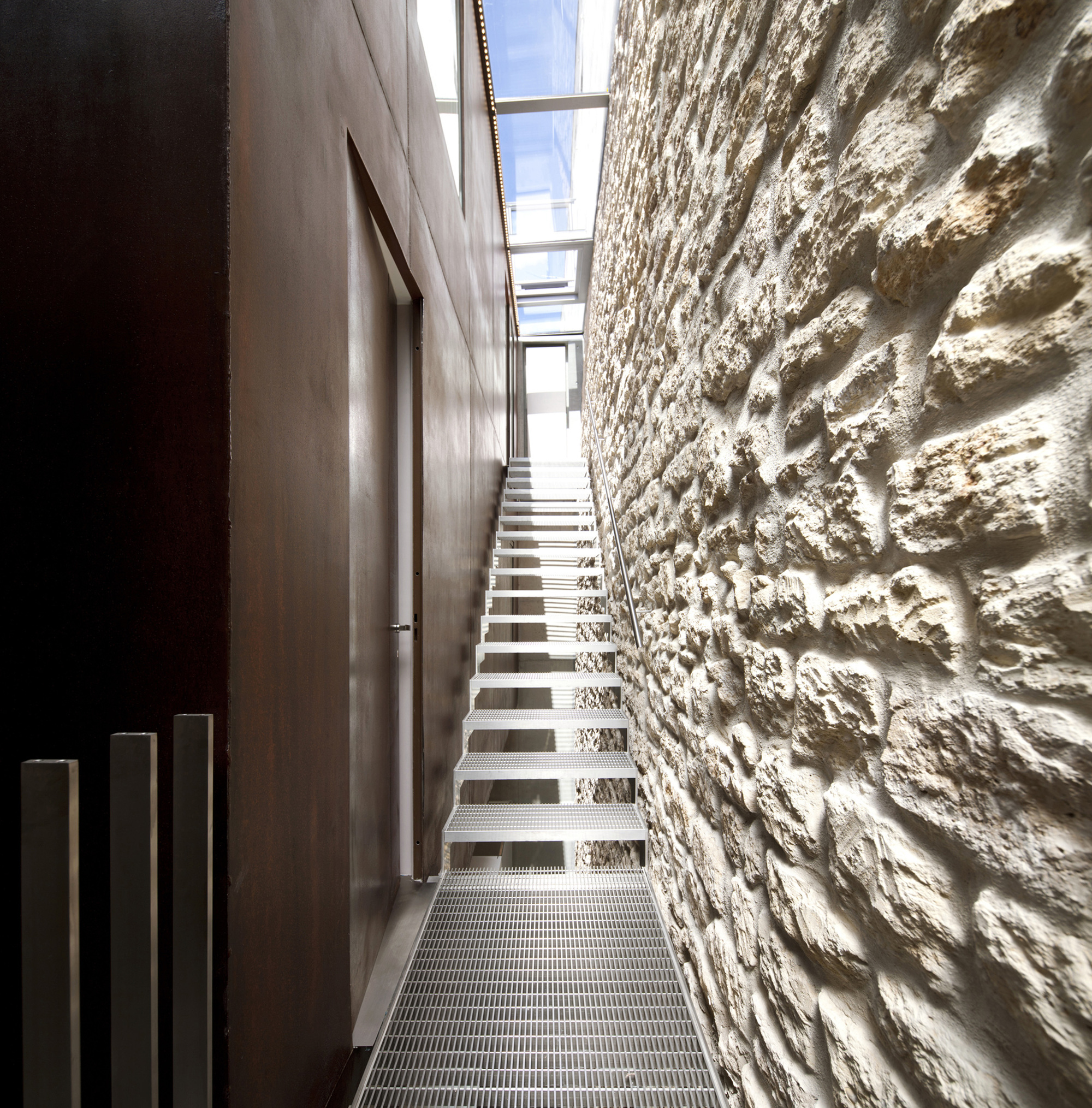 Gallery of The Cubist House / Moussafir Architectes - 3