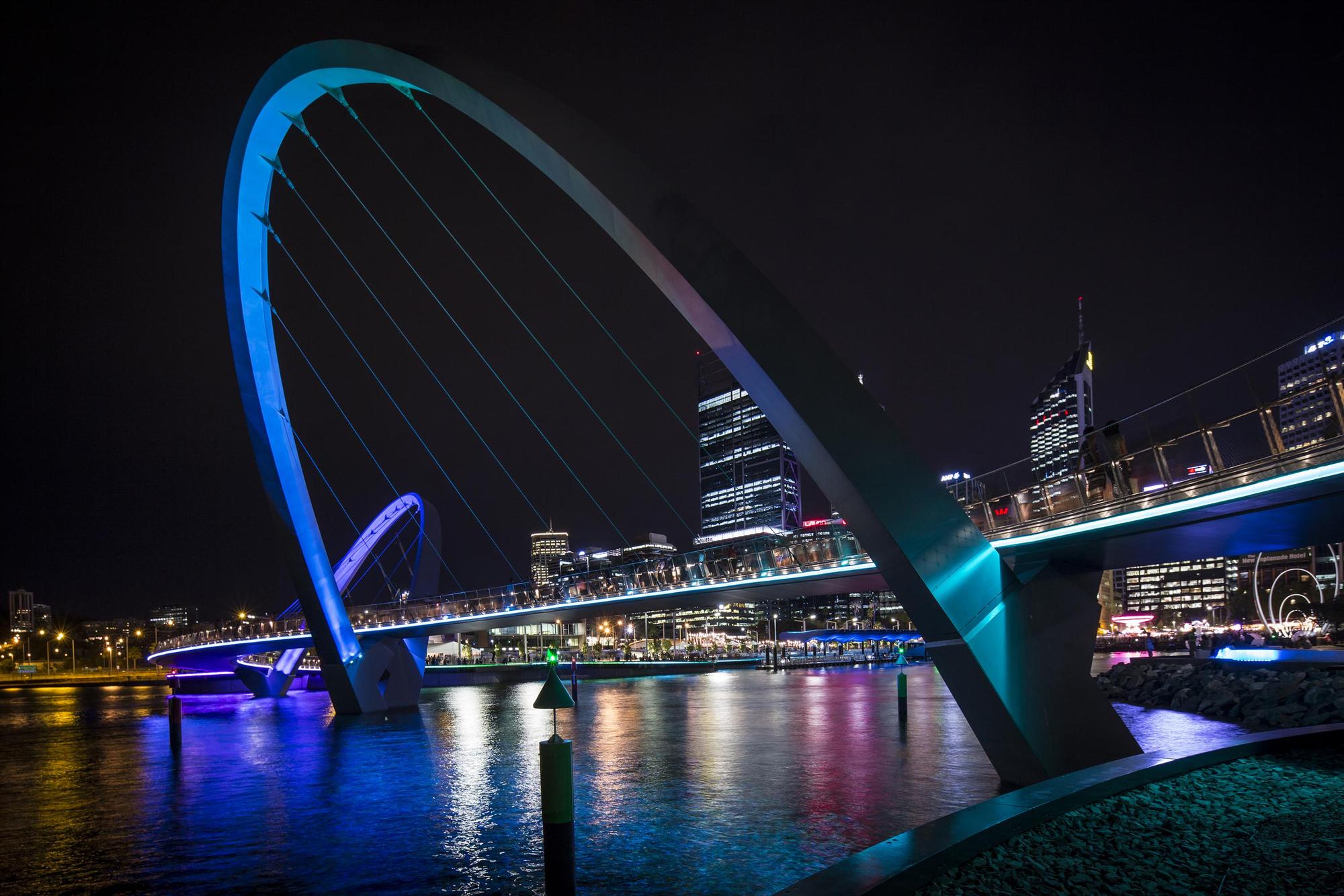 Gallery of Queen Elizabeth Quay Bridge / Arup Associates - 4