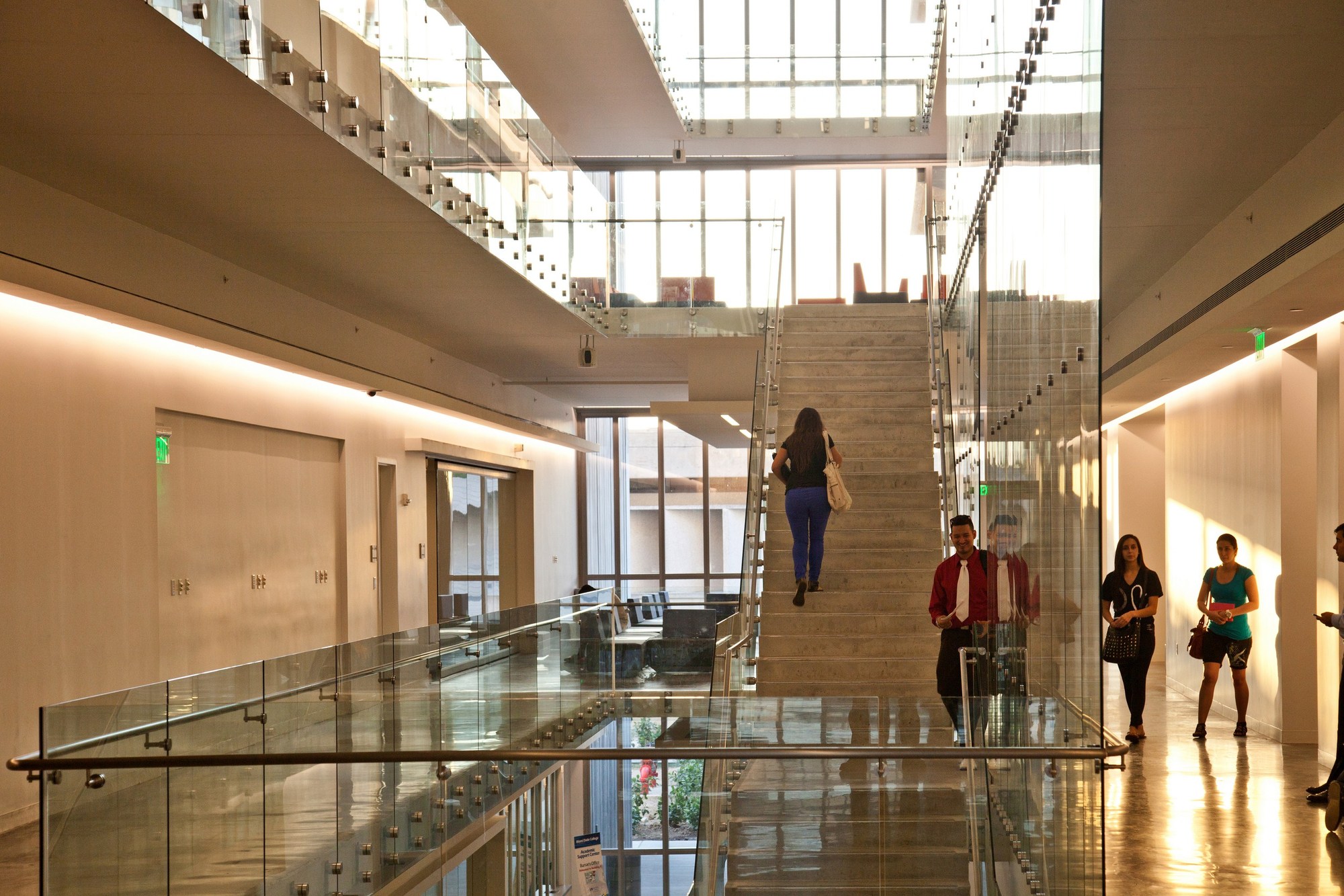 Galería de Miami-Dade College Kendall Campus / Perkins+Will - 37