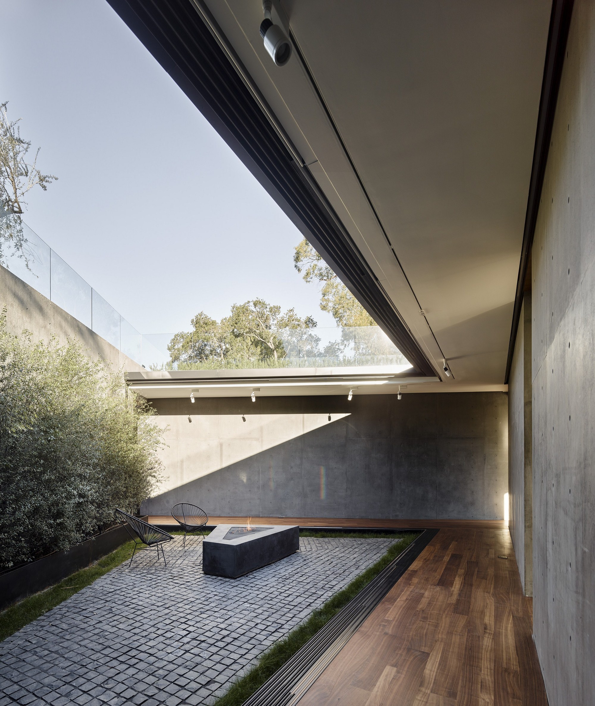 Gallery Of Oak Pass Main House Walker Workshop 5