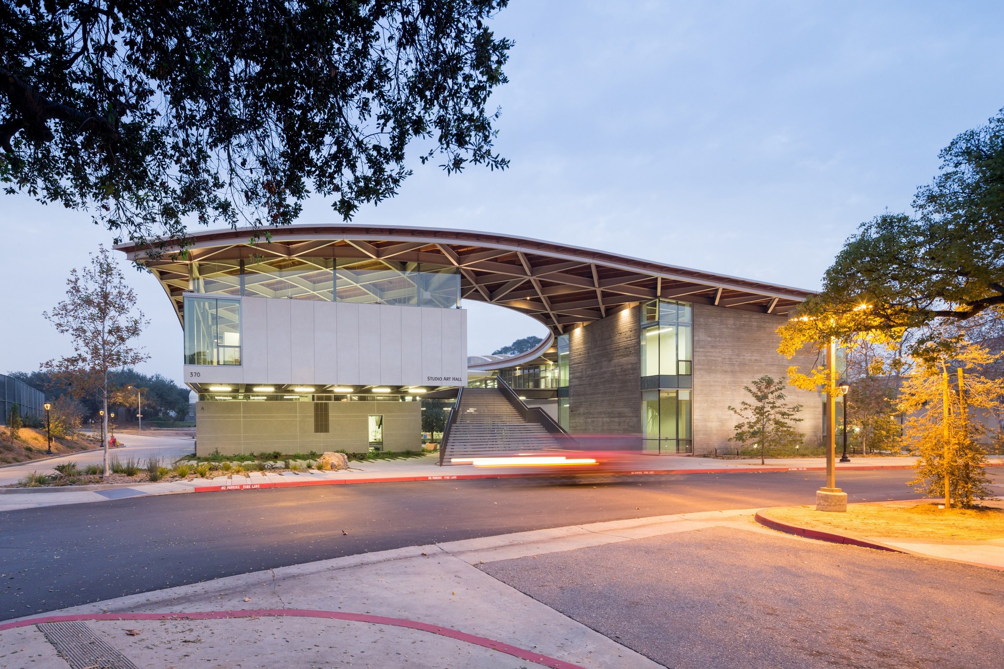 Gallery of Pomona College Studio Art Hall / WHY Architecture - 15