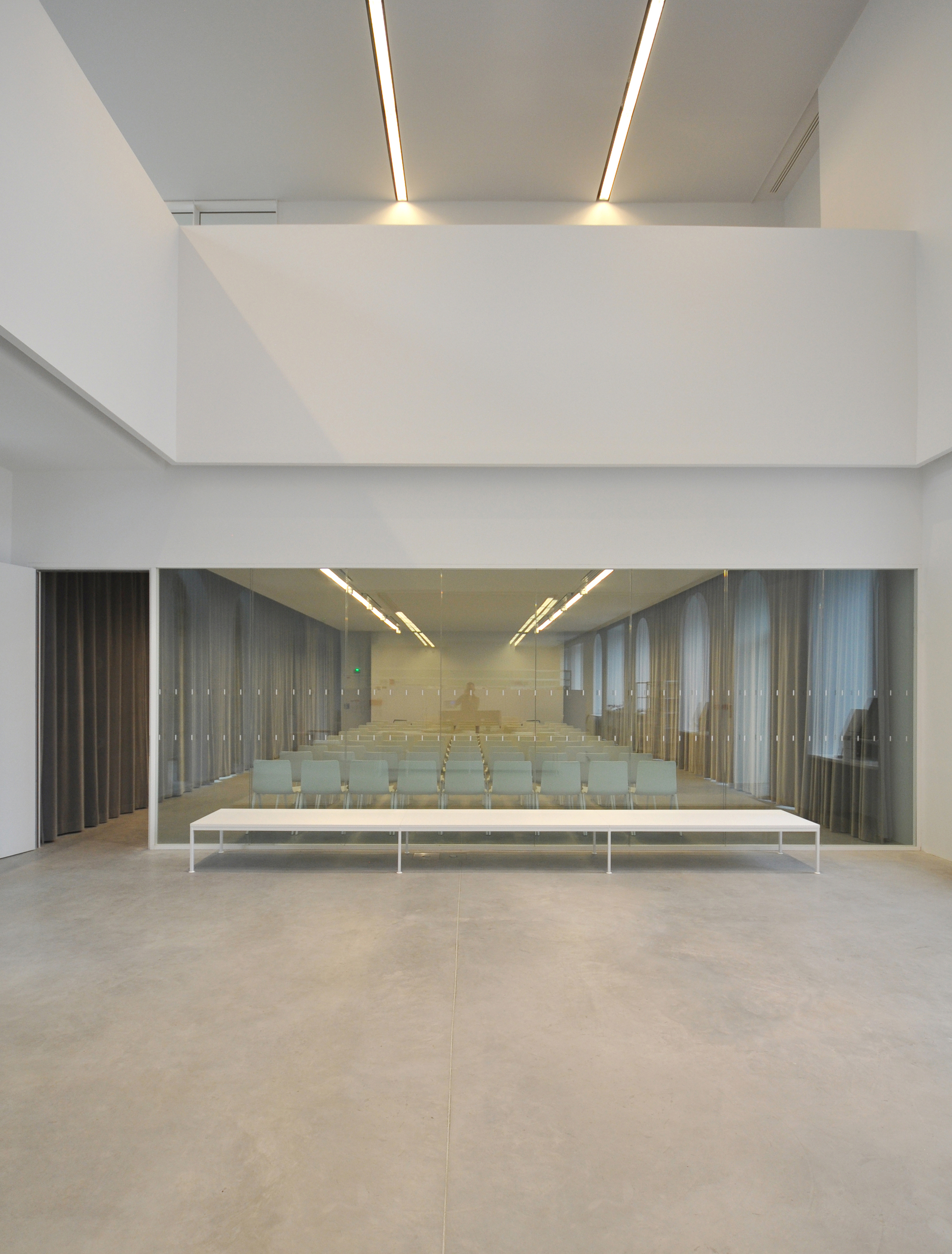 Gallery of Françoise Sagan Multimedia Library / Bigoni Mortemard - 18