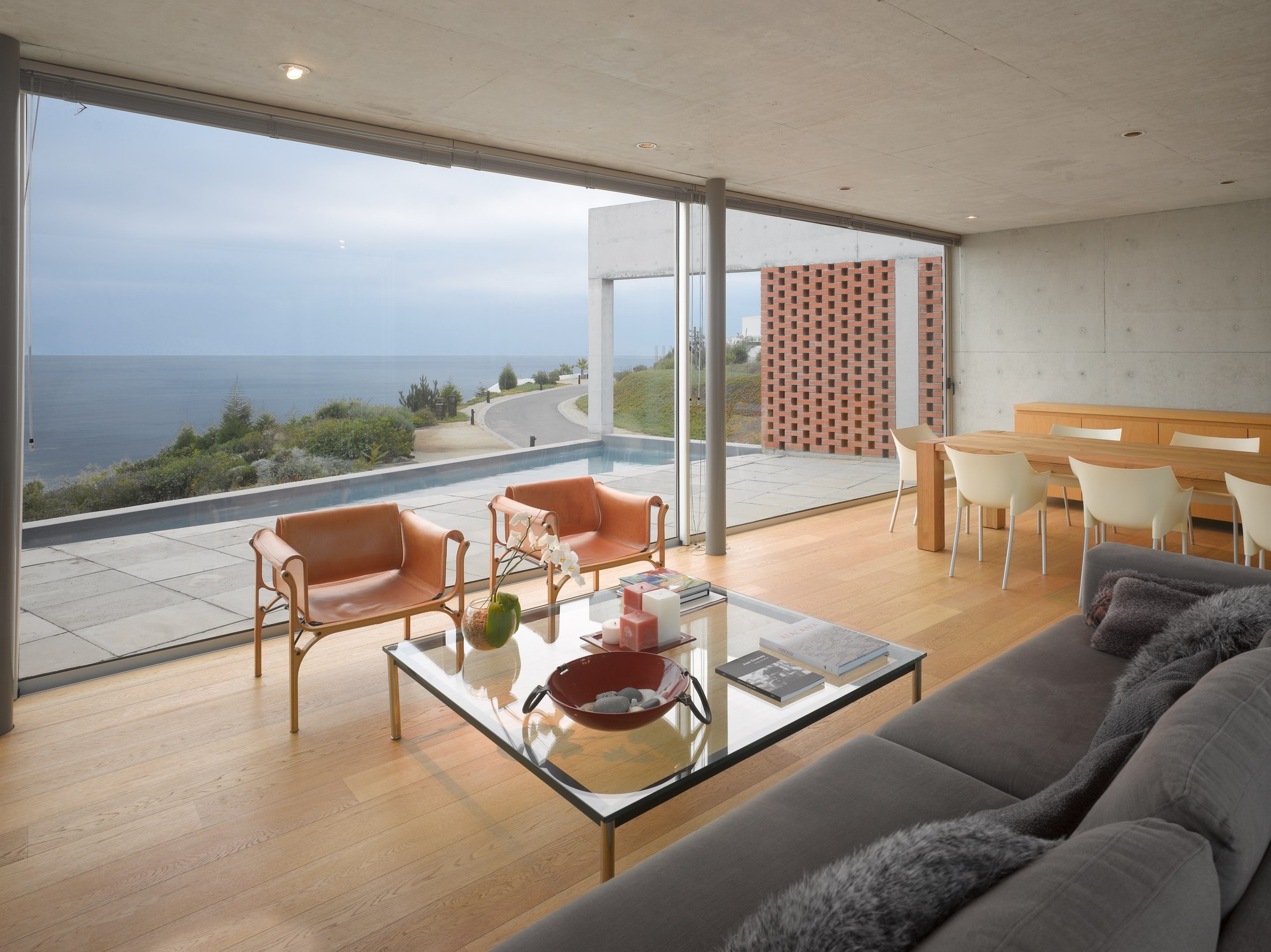 Gallery of R House / PANORAMA - 8