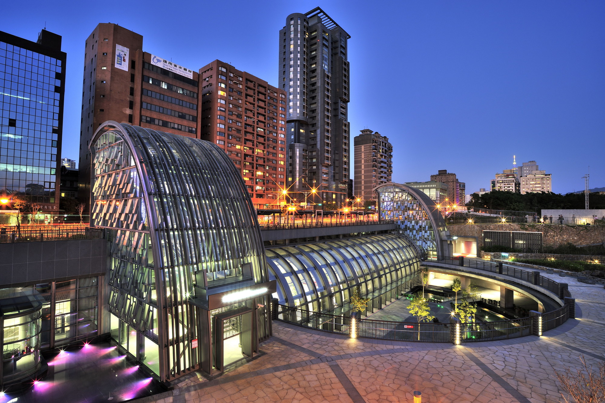 Gallery of Taipei MRT Daan Park Station / Che Fu Chang Architects - 6