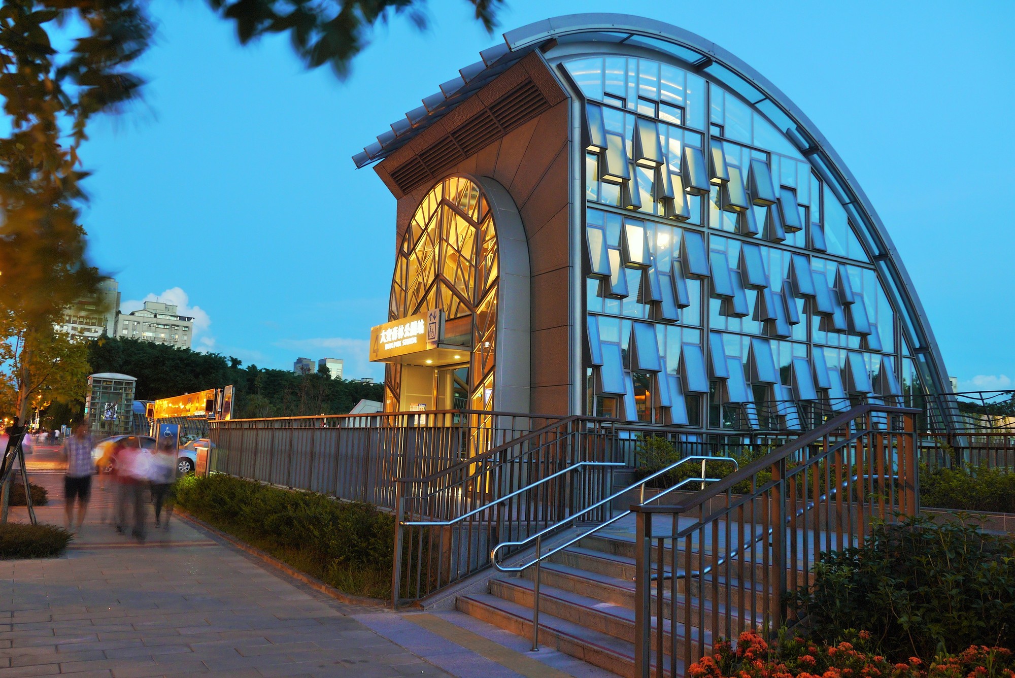 Gallery of Taipei MRT Daan Park Station / Che Fu Chang Architects - 13
