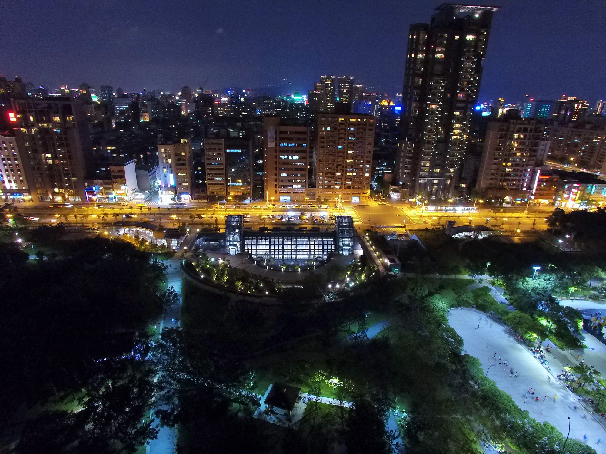 Galería de Estación Parque Daan MRT de Taipei / Che Fu Chang Architects ...