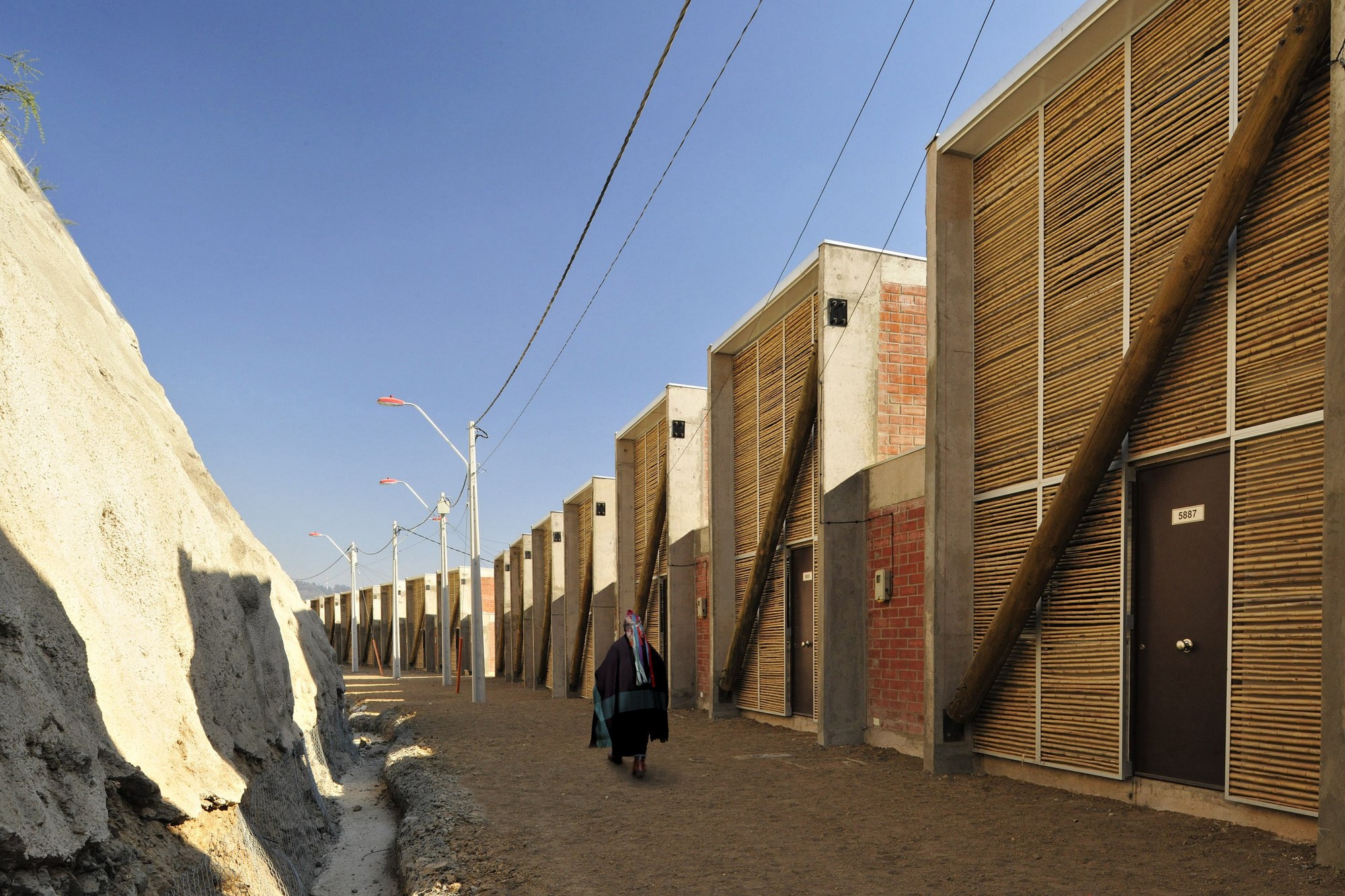 Gallery of Ruca Dwellings / Undurraga Devés Arquitectos - 4