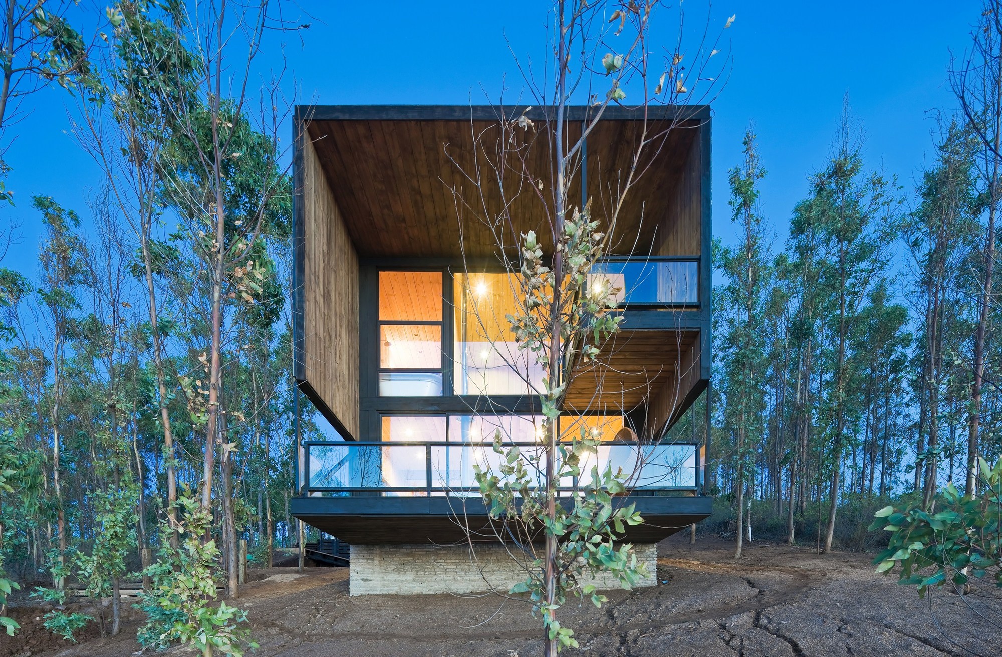 Gallery of Cortes House / WMR Arquitectos - 15