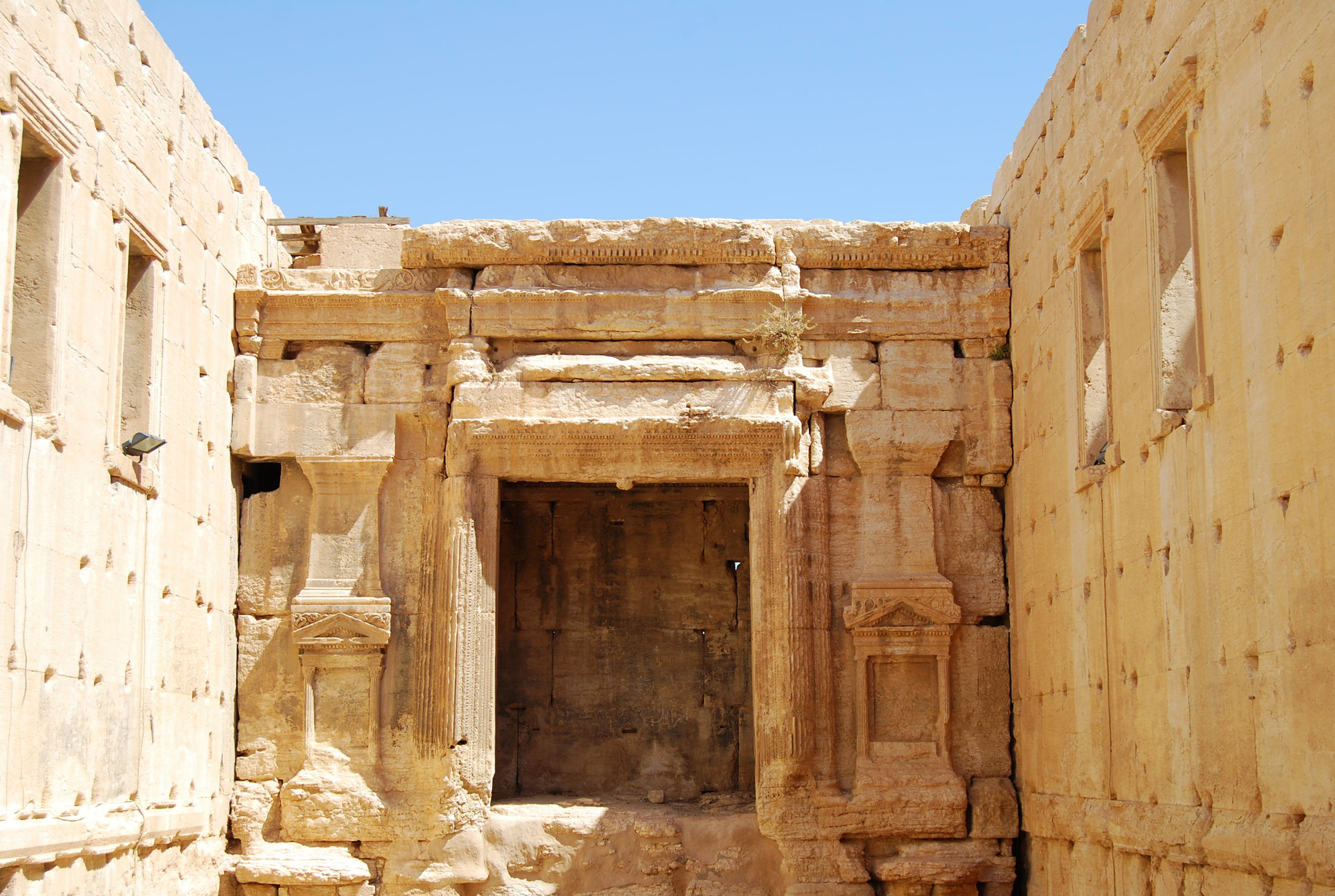 Gallery of This 3D Model Shows the Damage Caused by ISIS to Palmyra's ...