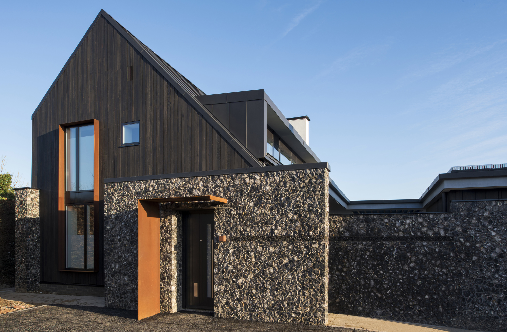 Gallery of RIBA Announces 17 Winners of South Awards - 11