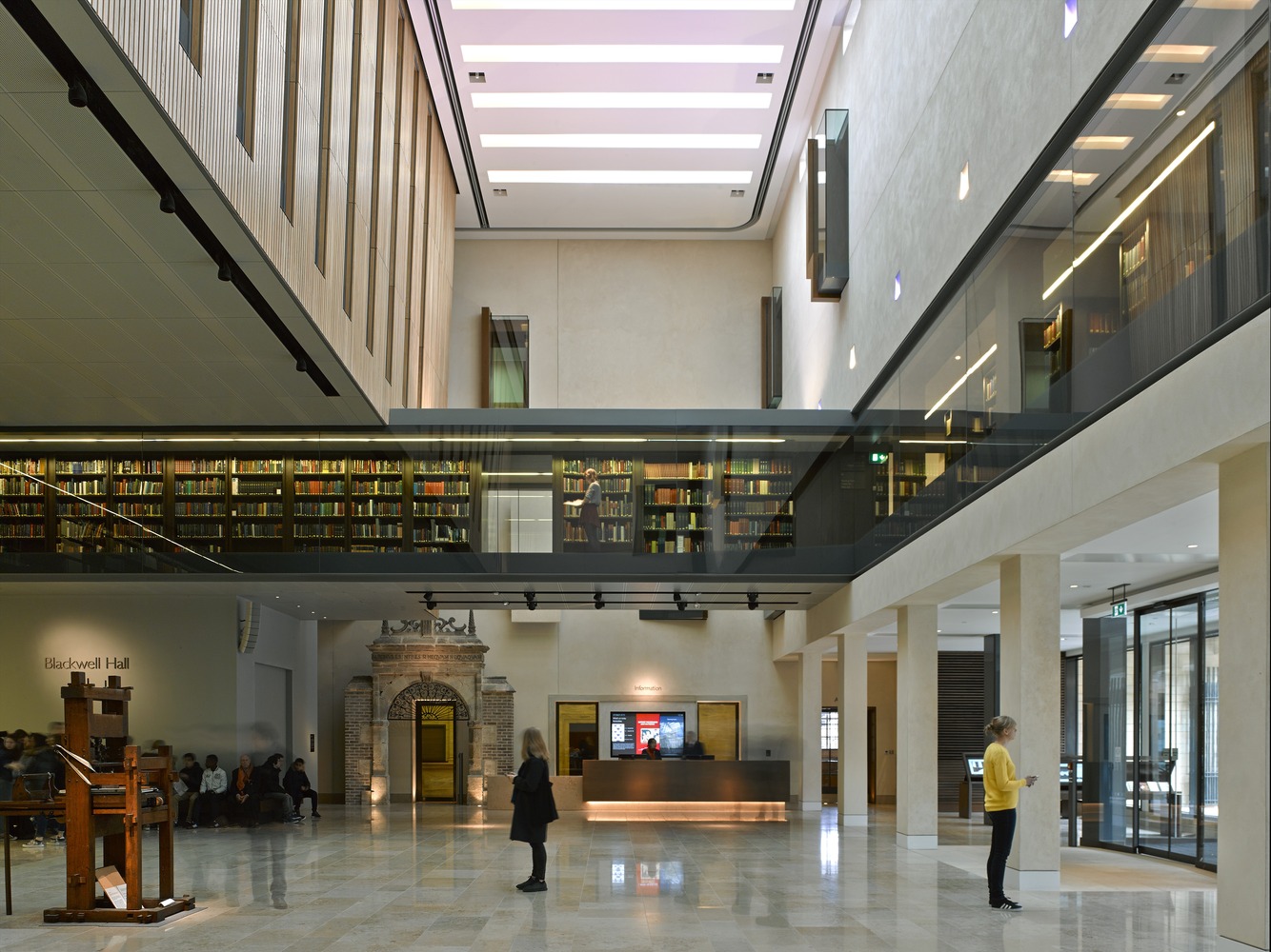 Gallery of RIBA Announces 17 Winners of South Awards - 9